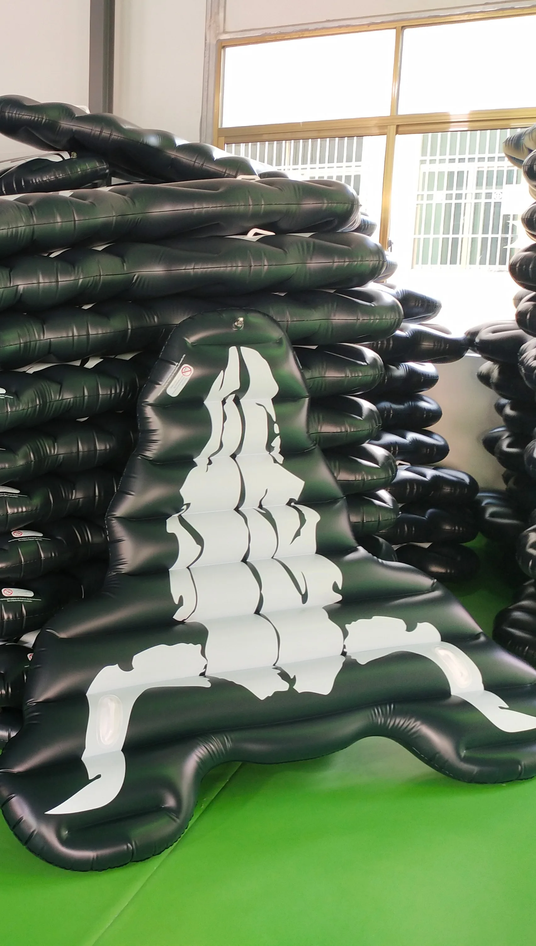 Summer Water Floating Toys Pvc Inflatable Bull Head Shape Pool Floating ...