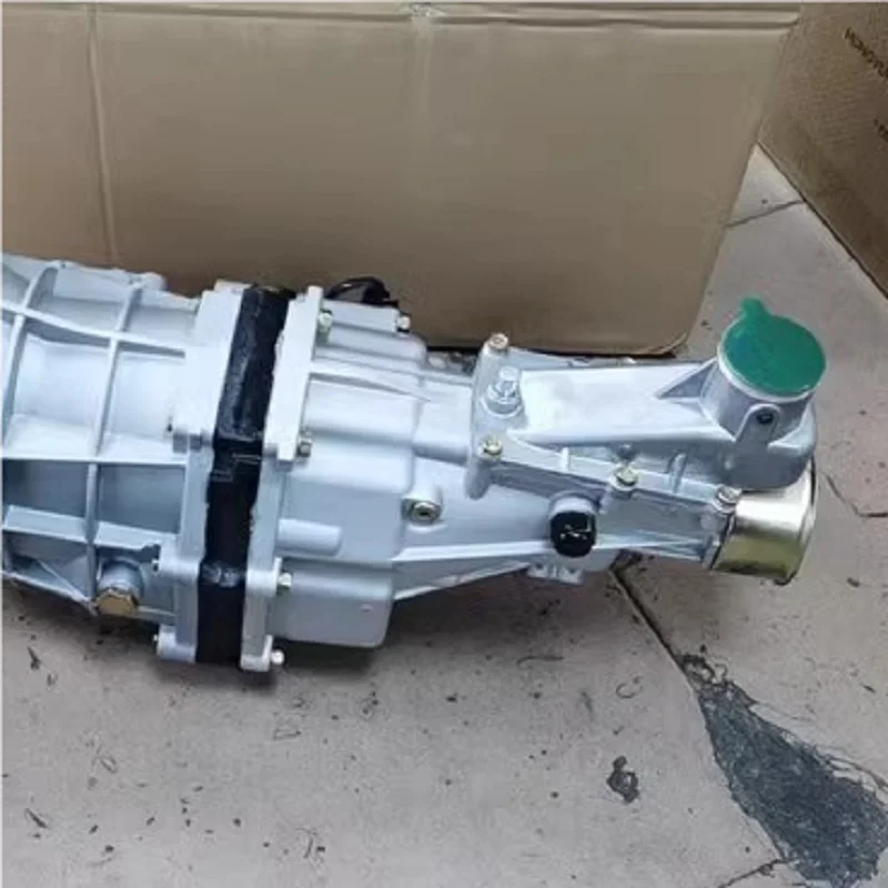 High Quality Manual 6-Speed Gearbox for ZHONGXING Pickups
