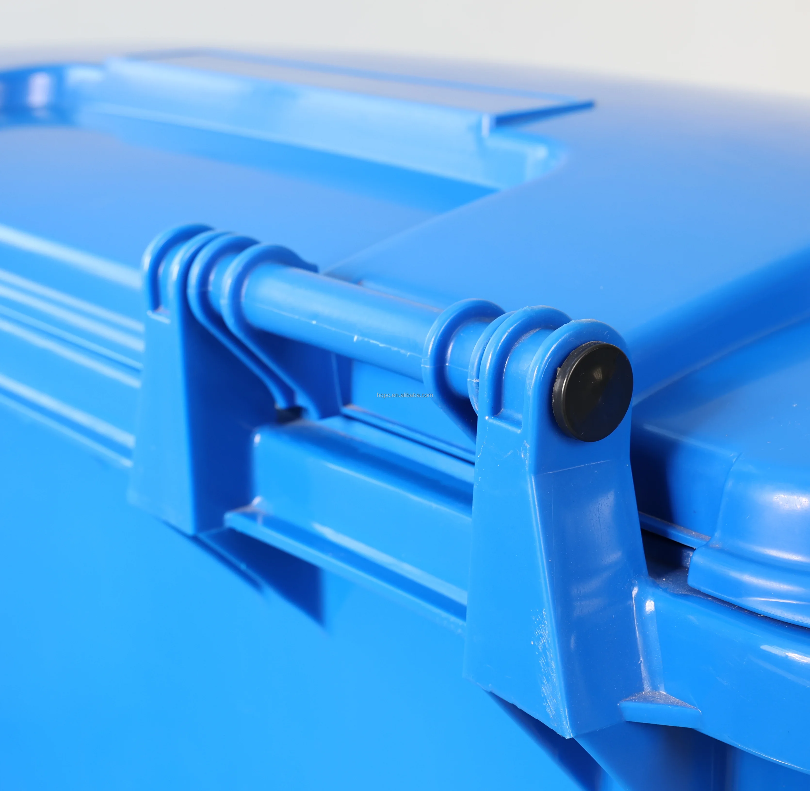 660 Liter Garbage Container with Wheels - Eco-friendly