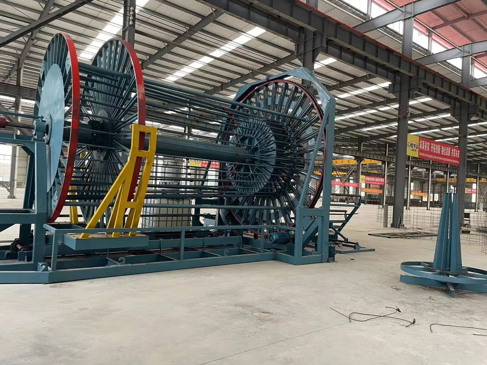 Factory Direct Sale Suspended Concrete Pipe Making Machine Cement Pipe ...