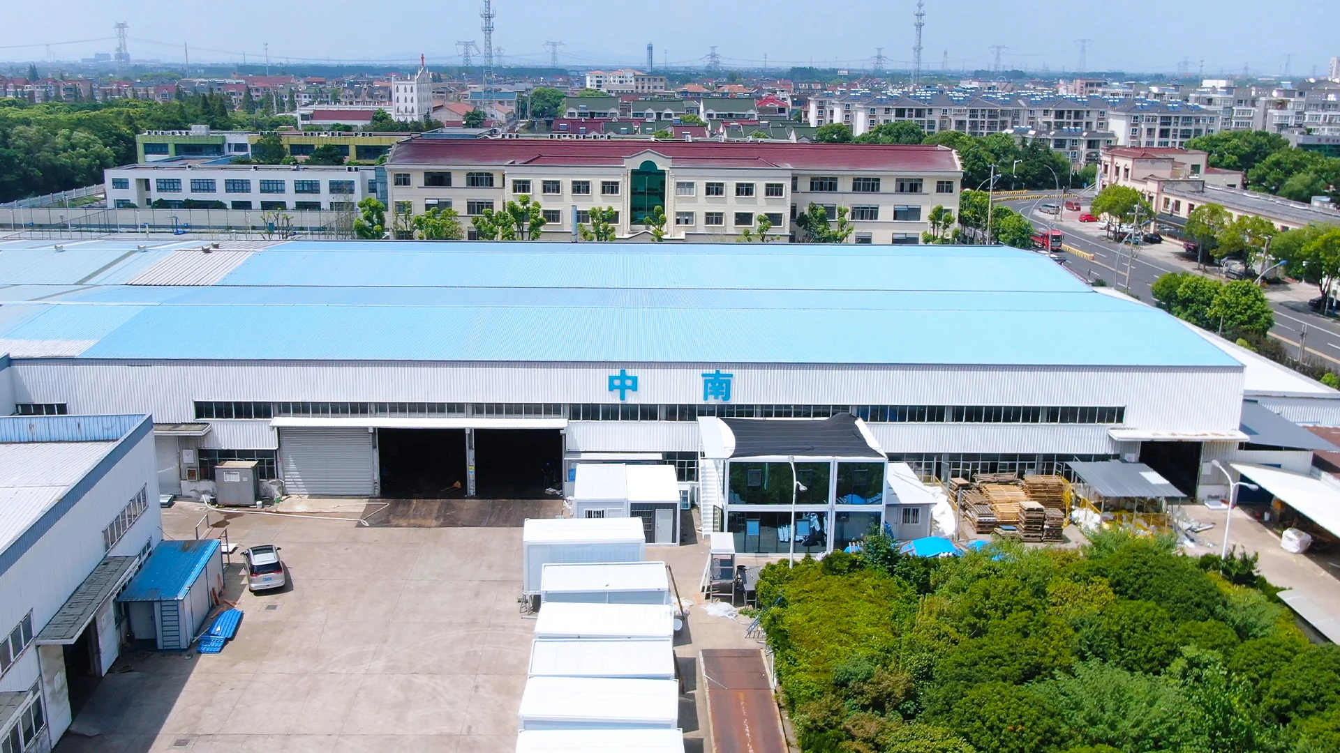 Zhongnan 20ft 40ft Luxury Mobile Prefabricated House 2 3 4 Bedroom Tiny ...