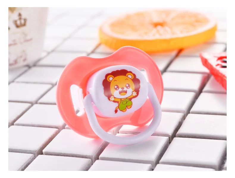 Manufacturer Wholesale Baby Pacifier Cartoon Silicone Sleeping Pacifier ...