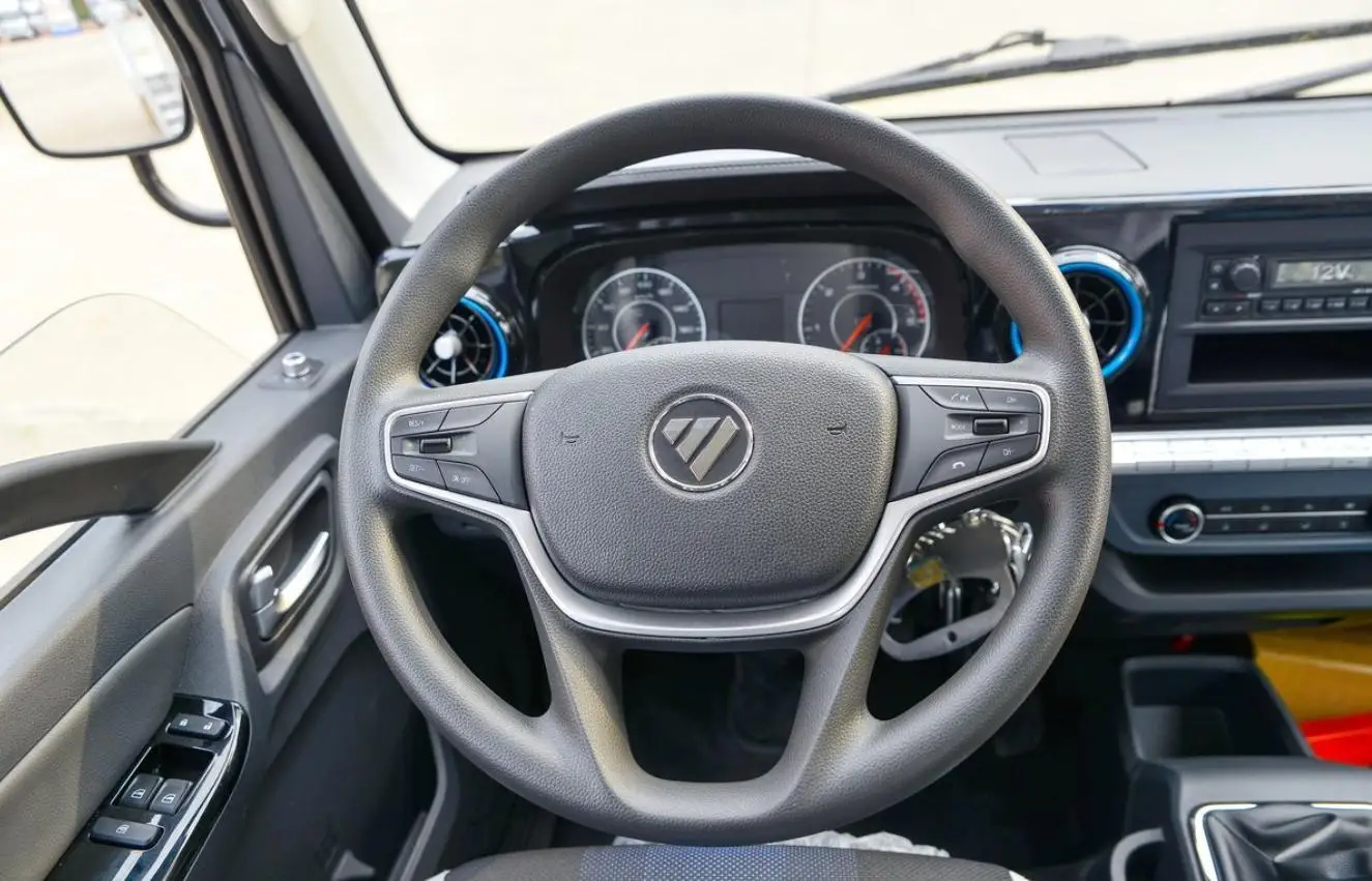 Customized Used Foton Cargo Truck Second Hand Cargo Trucks Truck Cargo ...