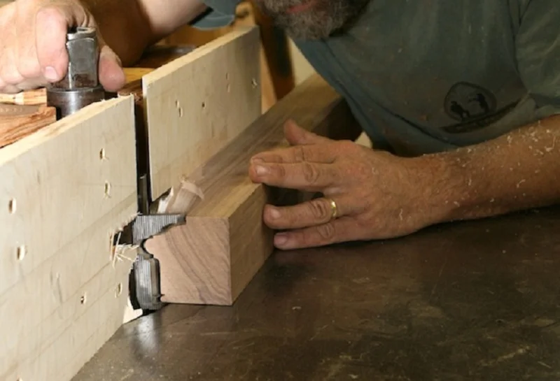 MX5117B Woodworking Shaper - Efficient Wood Spindle Moulder