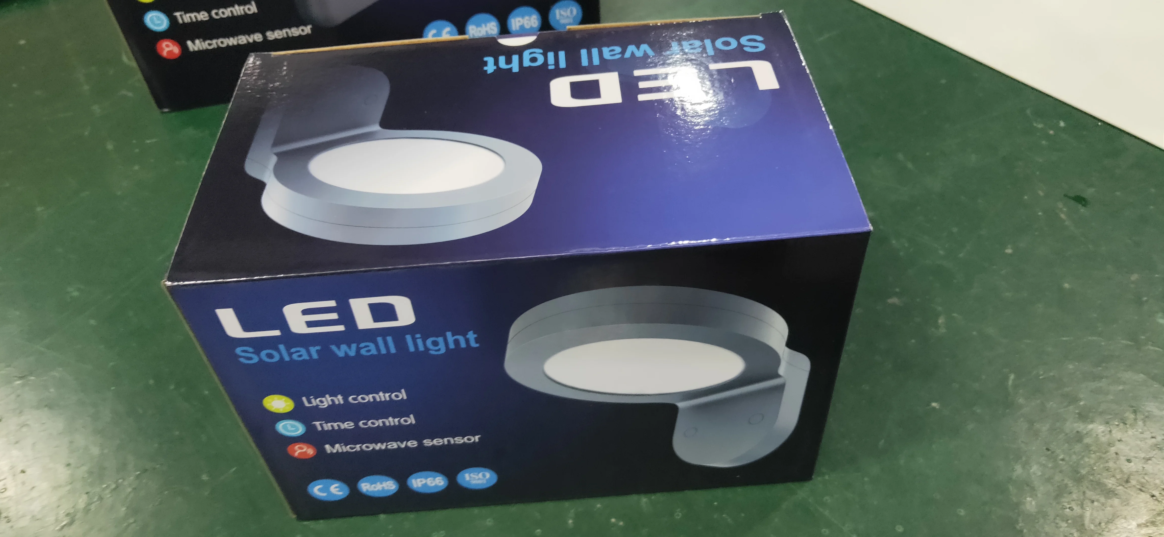 Mini Outdoor Wall Mounted Solar Powered Led Light Solar Power Led ...