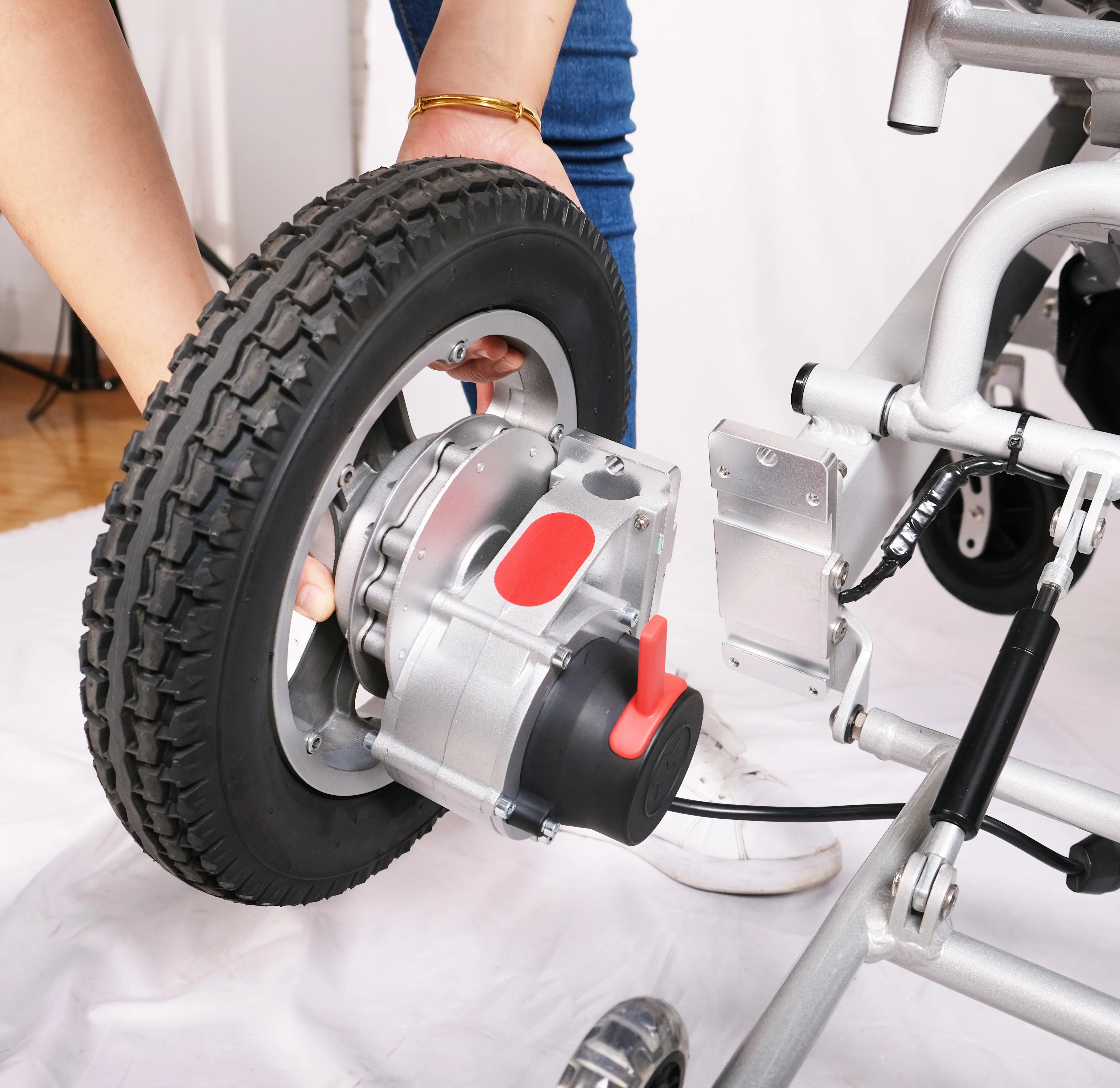 250w Wheelchair Quick Disassembly Hub Motor With Electromagnetic Brake ...