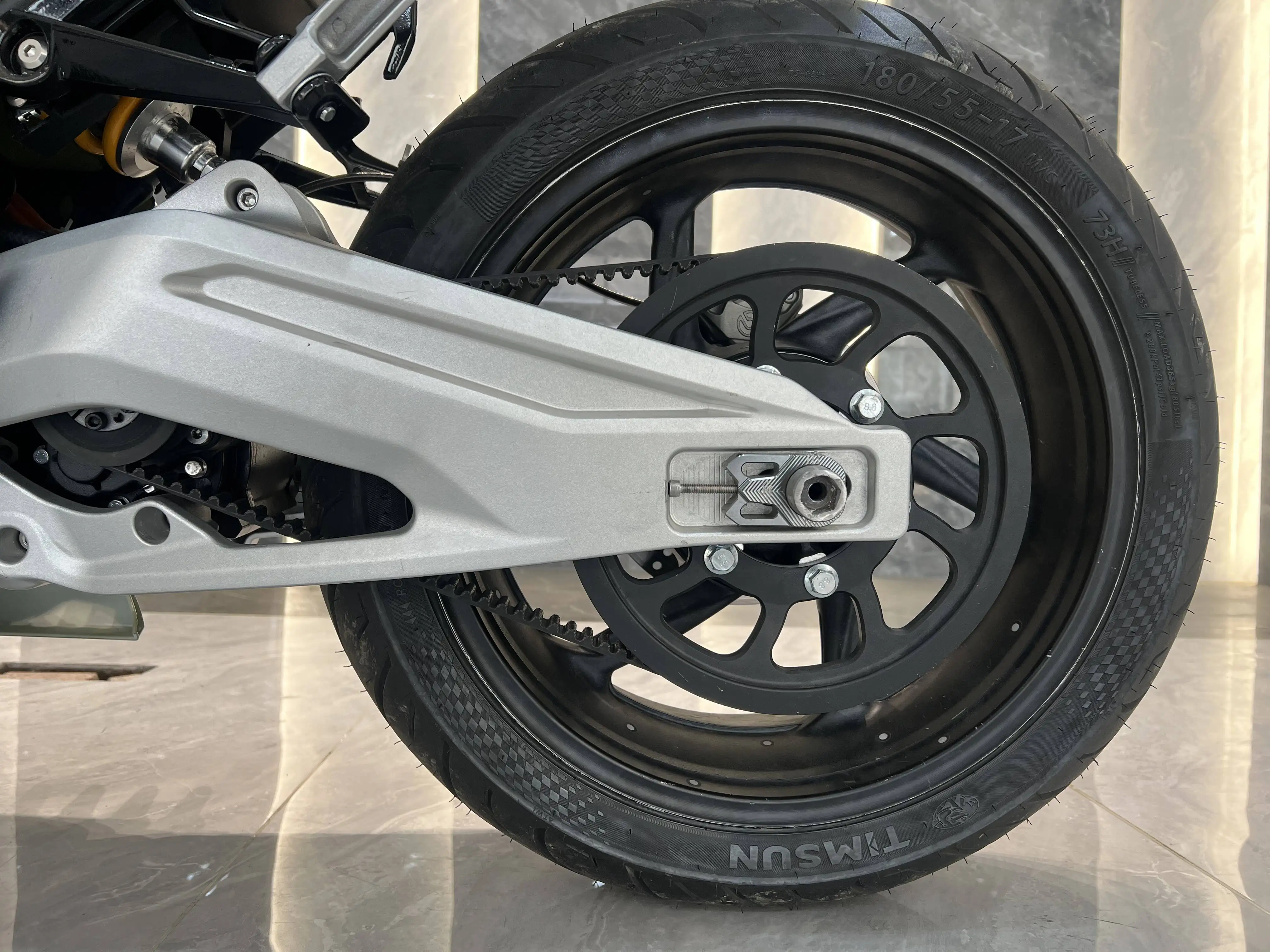 Voltshield New Design High Power Electric Motorcycle 10kw Water Cooling ...