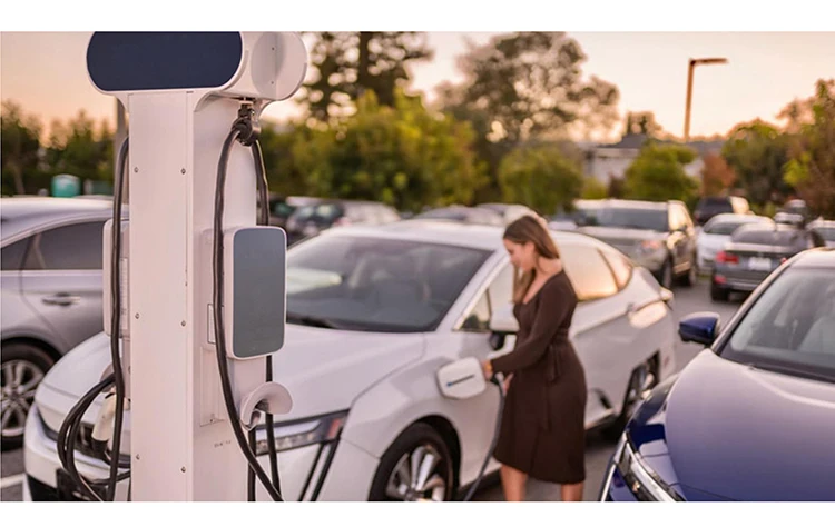 L2 EVSE EV Charger Pedestal with Retractable Cable Management