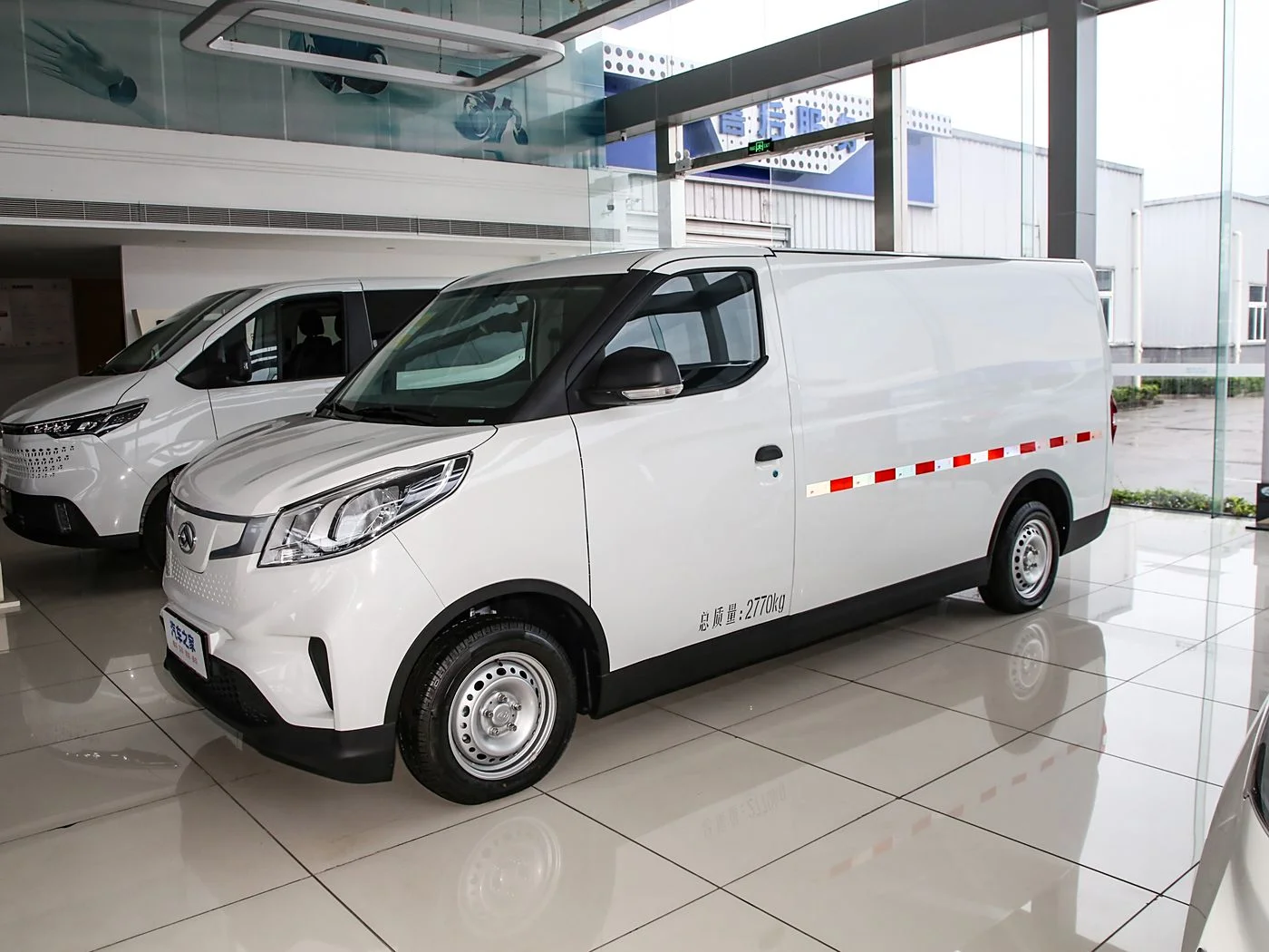 SAIC MAXUS 2025 Hot Selling Pure EV Truck New Energy Electric Vehicle ...