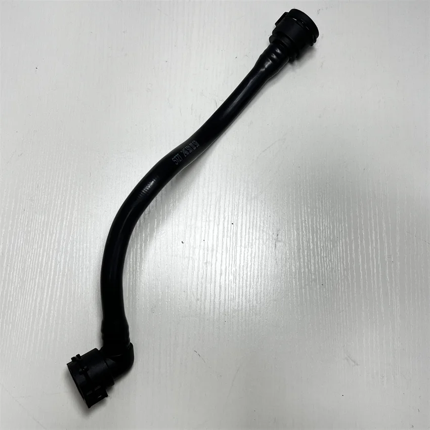 Stzt 2465010058 Auto Parts Coolant Water Pipe For Mercedes Benz Cla 180 ...