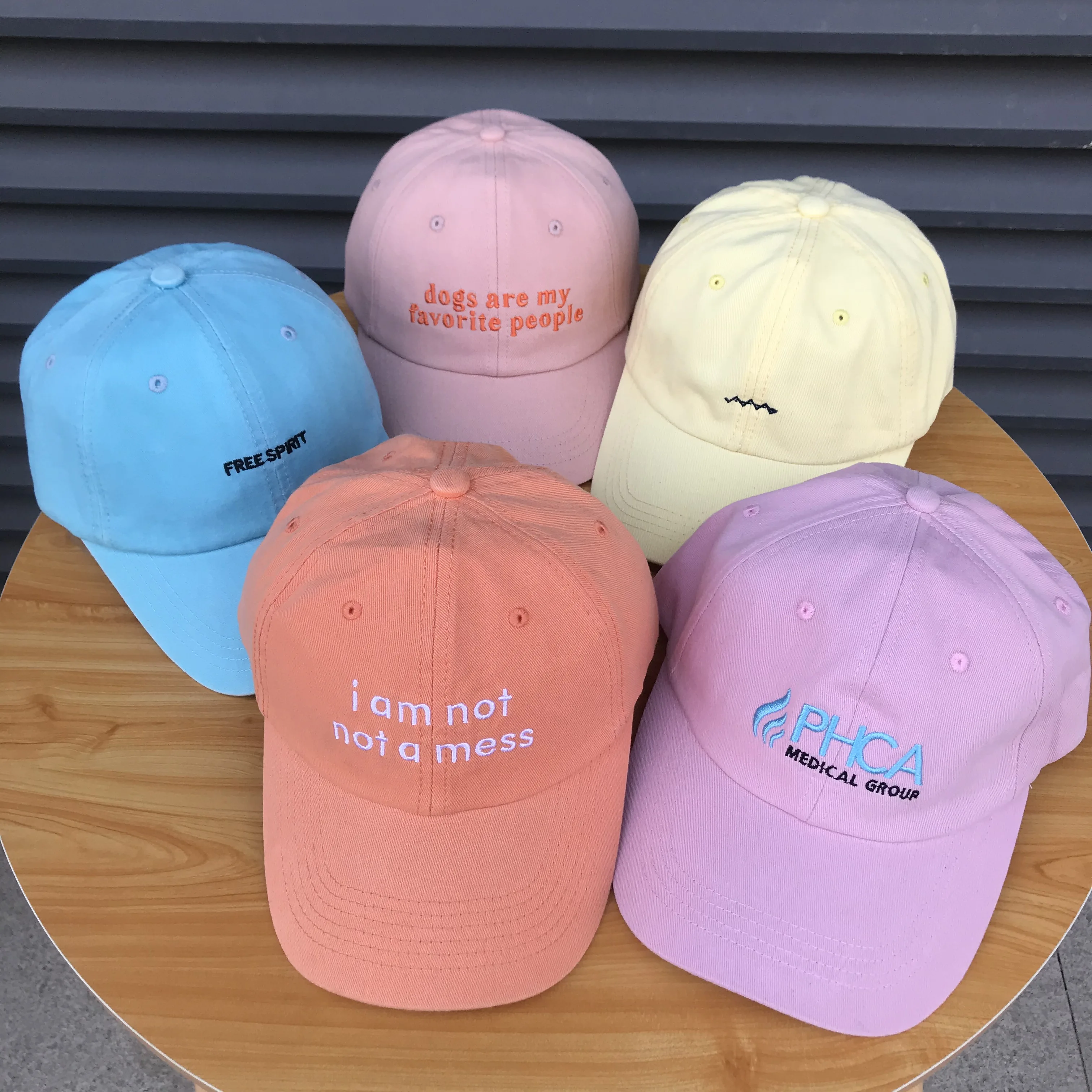 Custom Logo 6-Panel Embroidered Sporty Dad Hat with Fruit Pattern