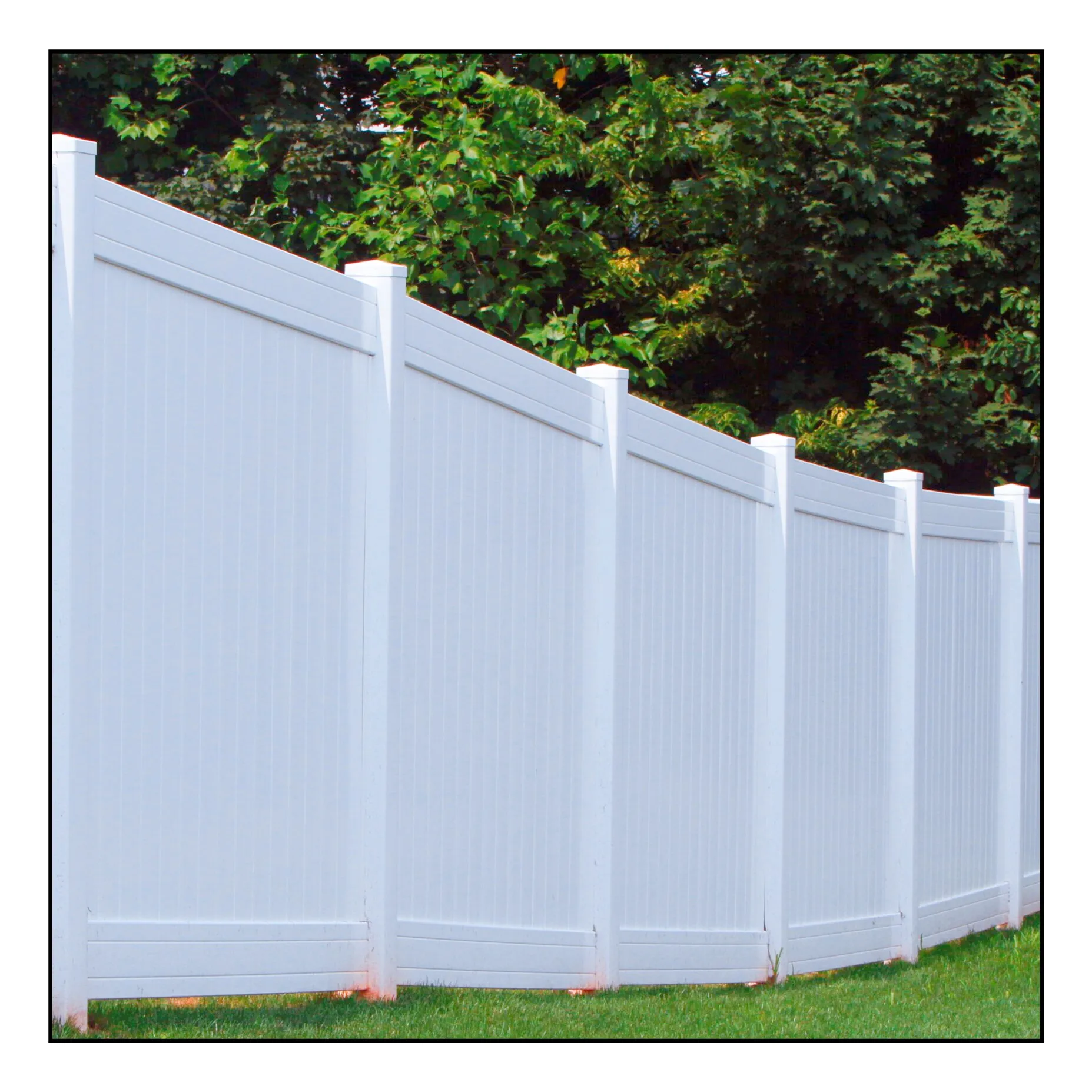 Competitive quality Black white PVC vinyl fence panels Garden fence ...