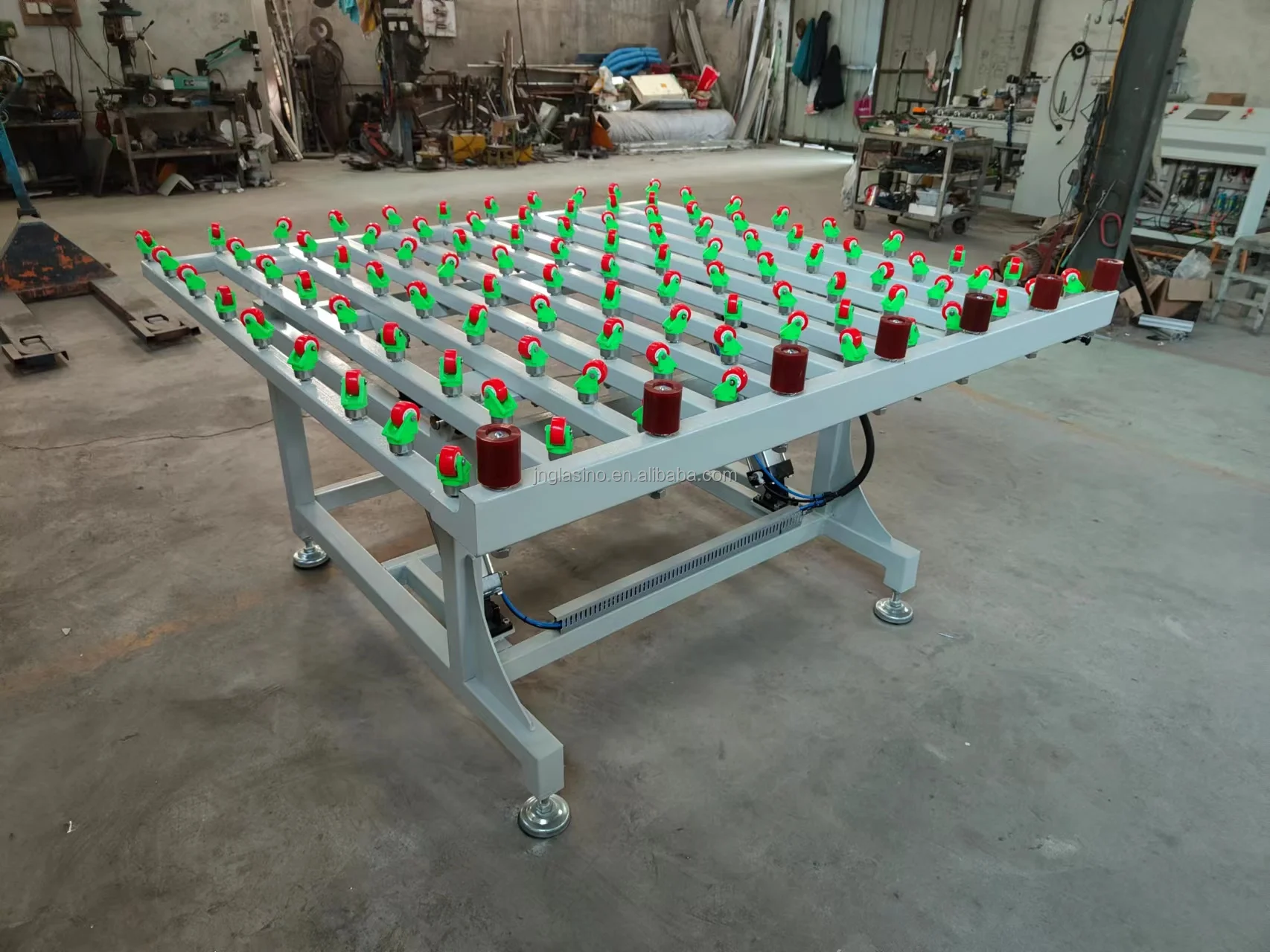 Flipping Table Machine for Glass Working - Durable & Efficient