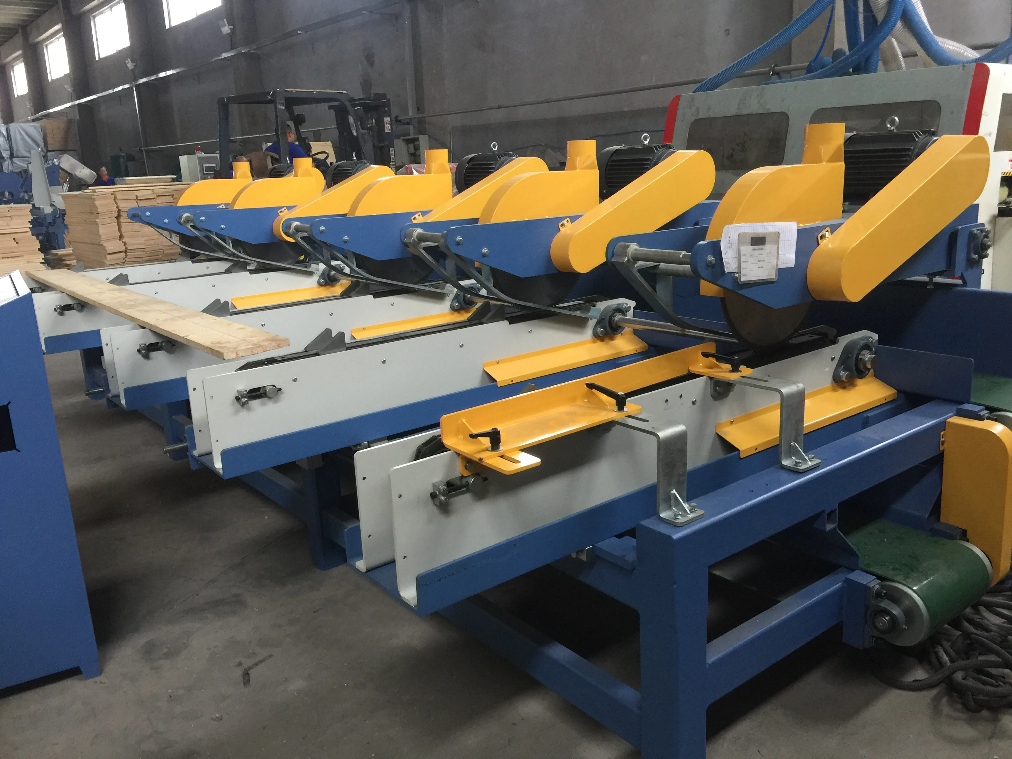 New Woodworking Multi Head Cross Cut Saw Machine For Wood 5 Head Trim ...