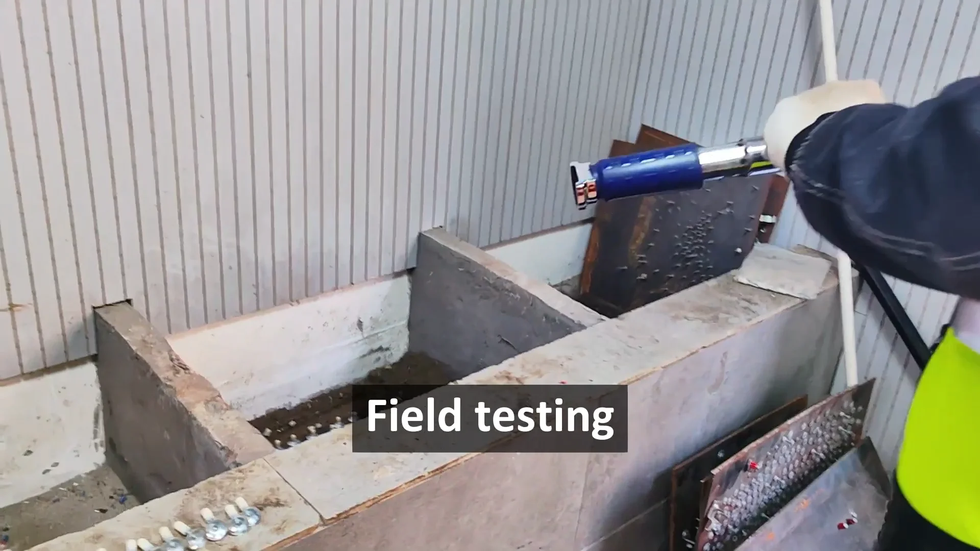 Ceiling Nail Gun Roofing Tools Equipped With Powered Pin For Overhead ...