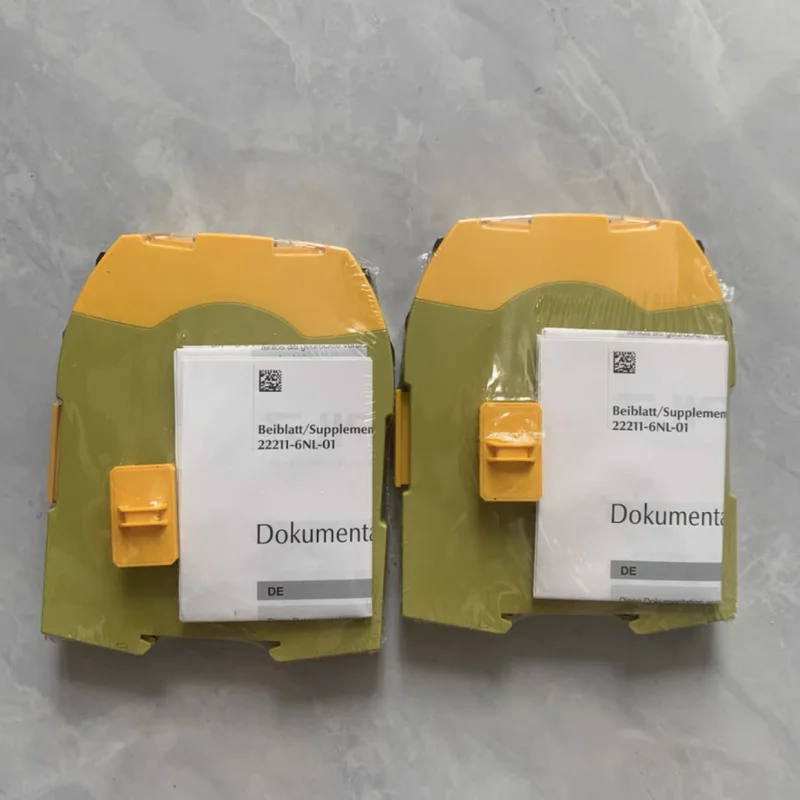 Pi LZ 750109 New & Original Safety Relay S9 with 24VDC 3 N/O 1 N/C Time ...