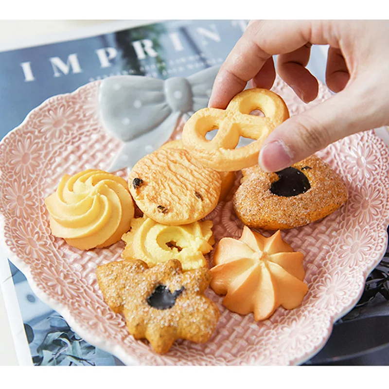 Cute Heart-shaped Ceramic Dish Knitted Flower Design Fruit Dessert ...