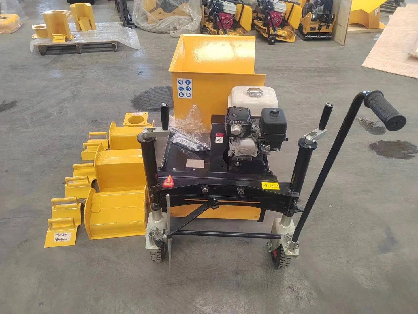 Small Curb Machine Concrete Curb Machine Road Construction Curb Making ...