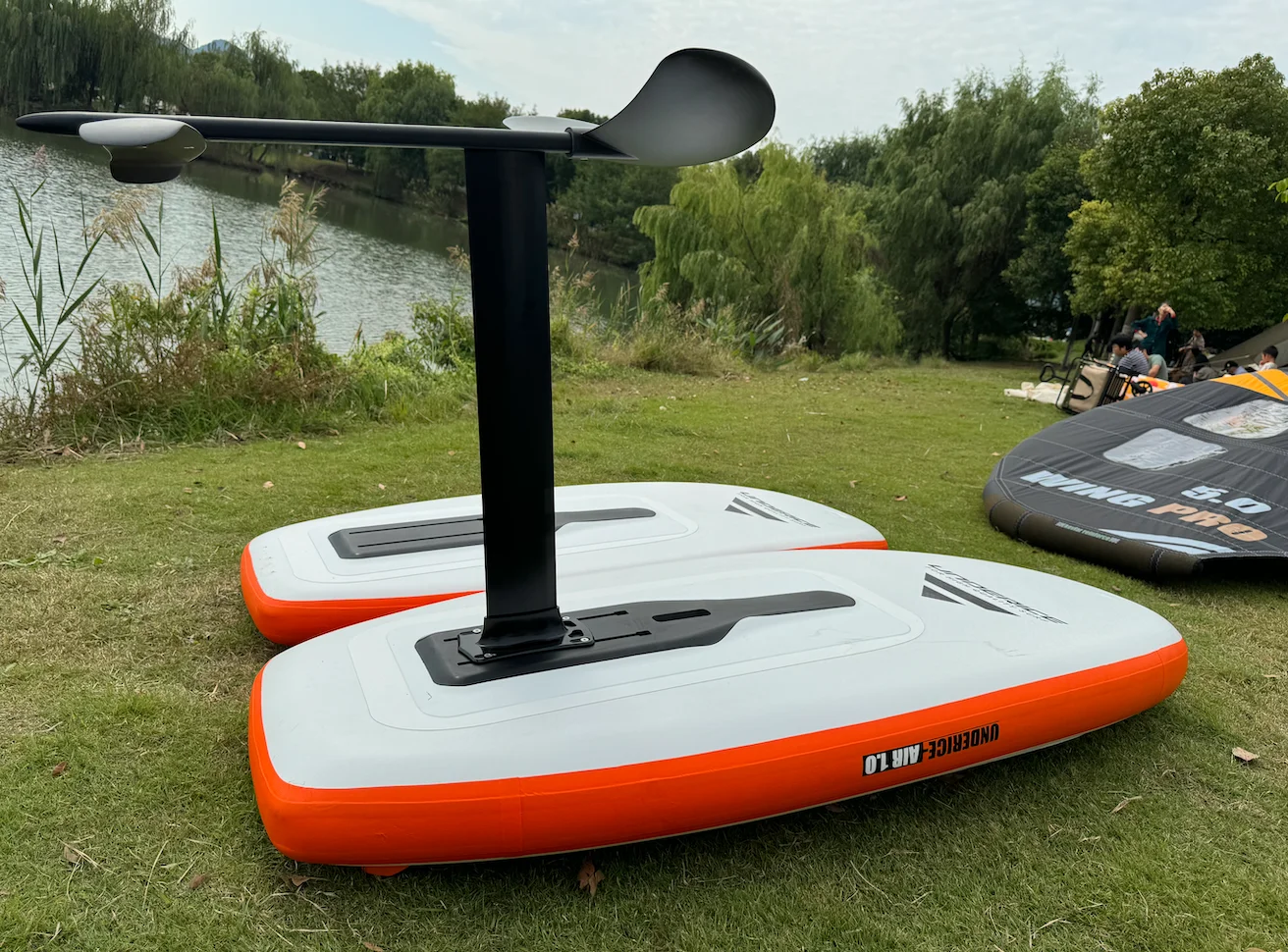 Inflatable Wing Foil Board Set for Kitesurfing - Durable & Versatile