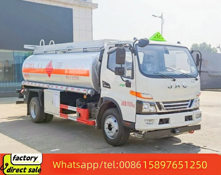 Foton Dongfeng HOWO Jac Japan Isuzu Mini Oil Tank Truck 5000l