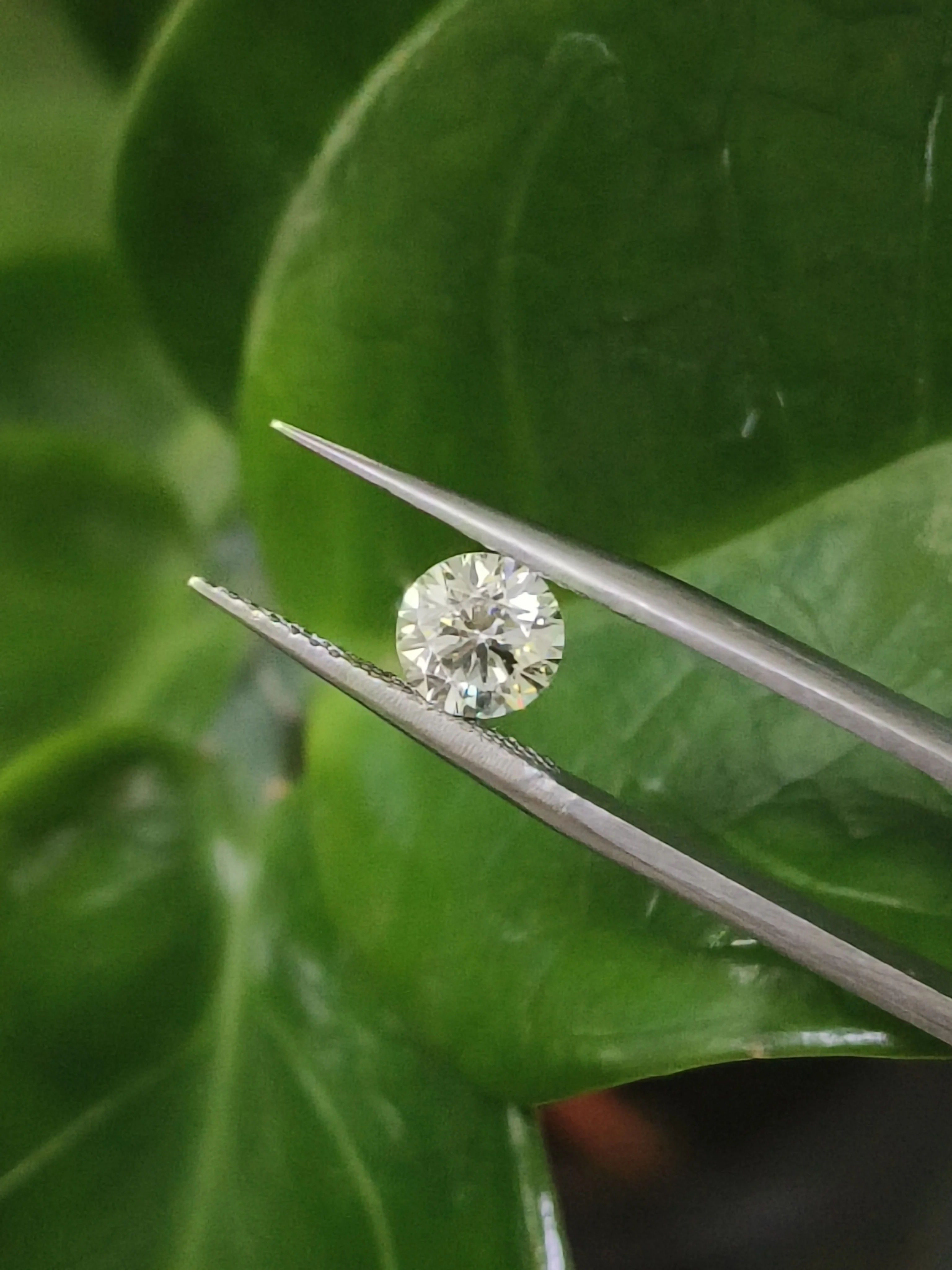 Hpht 0.5 - 0.9ct Round Cut Stone Igi Certificated Man Made Grown ...