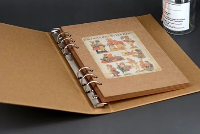 Custom Recyclable Kraft Paper Cardboard Ring Binder A4