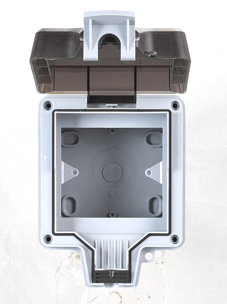 IP66 Waterproof Outdoor Smart Socket Enclosure - HERH