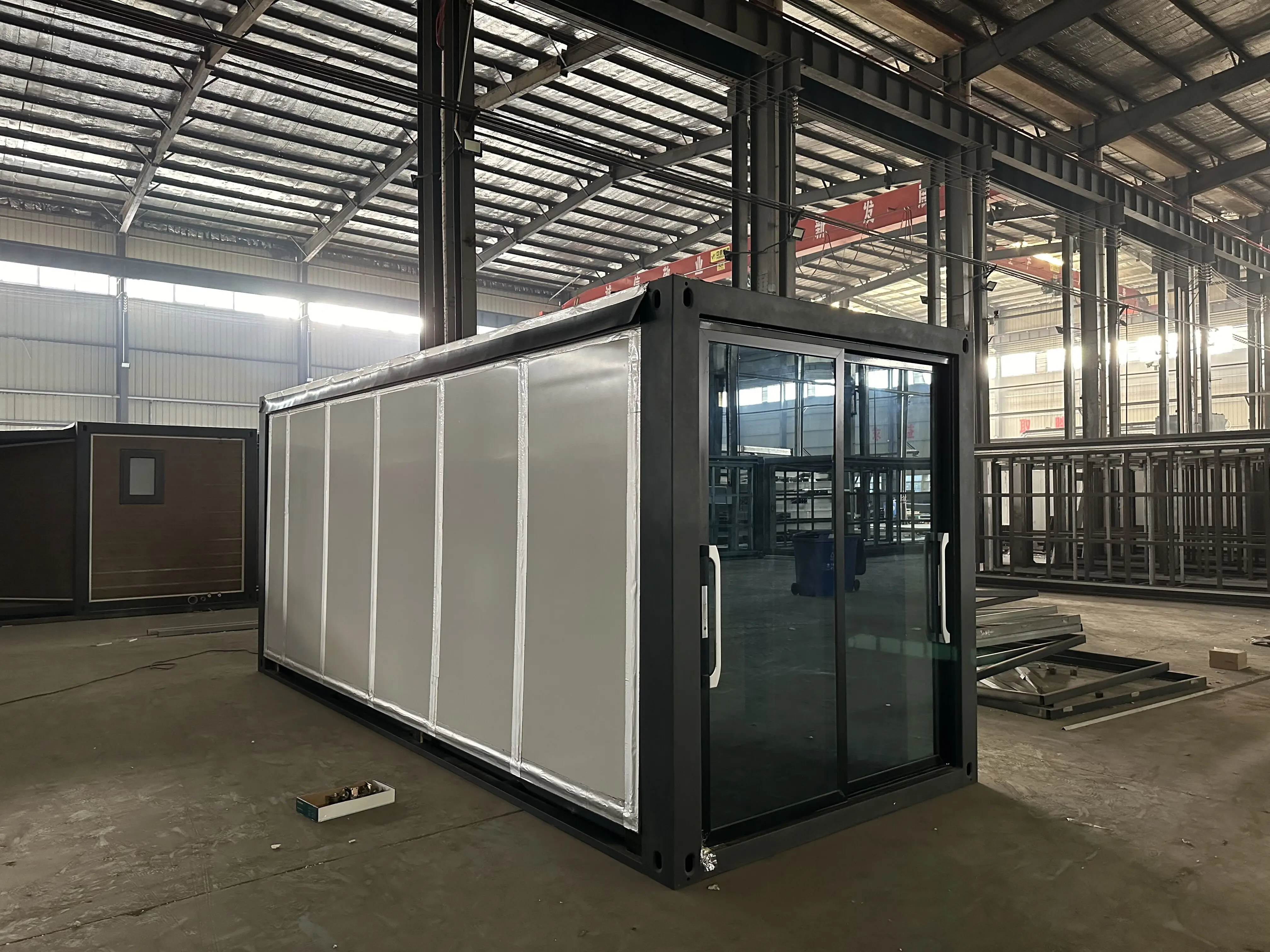 2023 Luxury Prefab Modern Container House Big Container House Aluminum ...