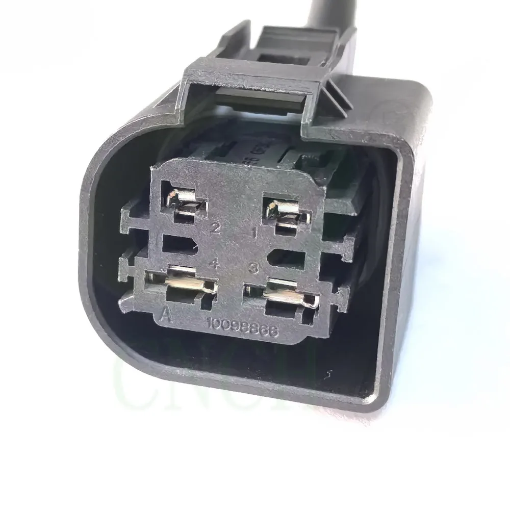 4 Pins Electronic Water Pump Plug for BMW Series & X Models