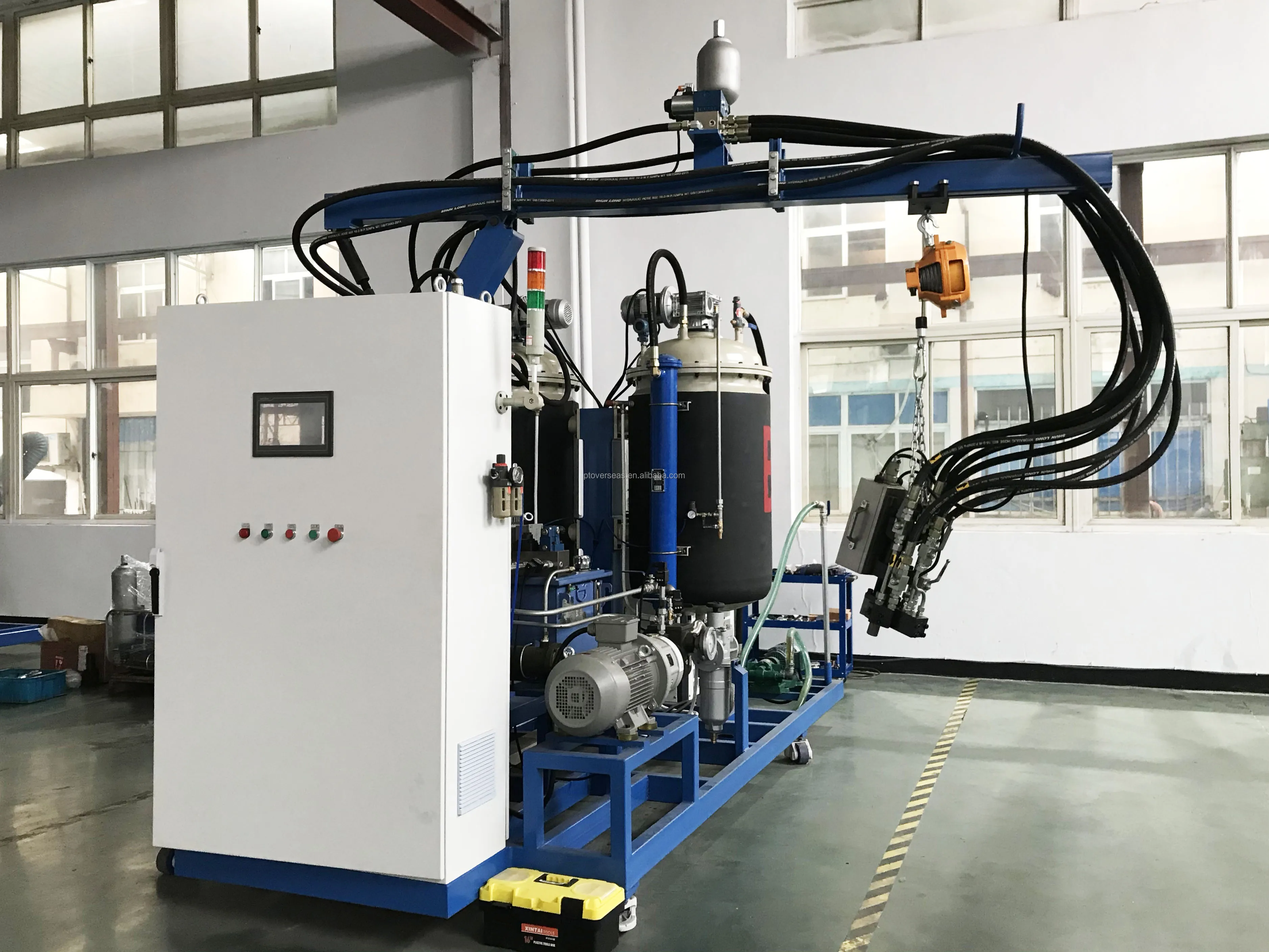 High Pressure Automatic PU Polyurethane Foam Injection Molding Machine ...