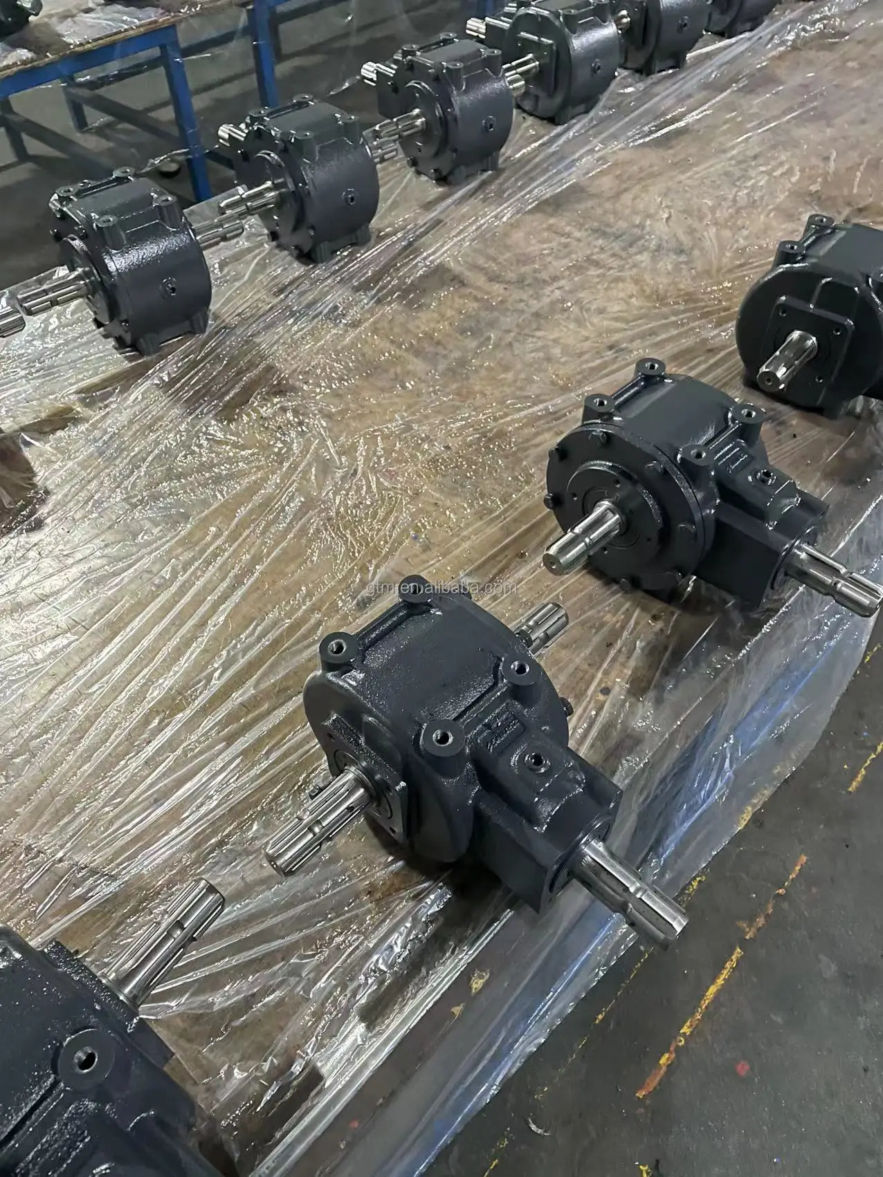 Agricultural Gearbox for Rotary Cutter Gearbox Rotary Mower Gearbox for ...