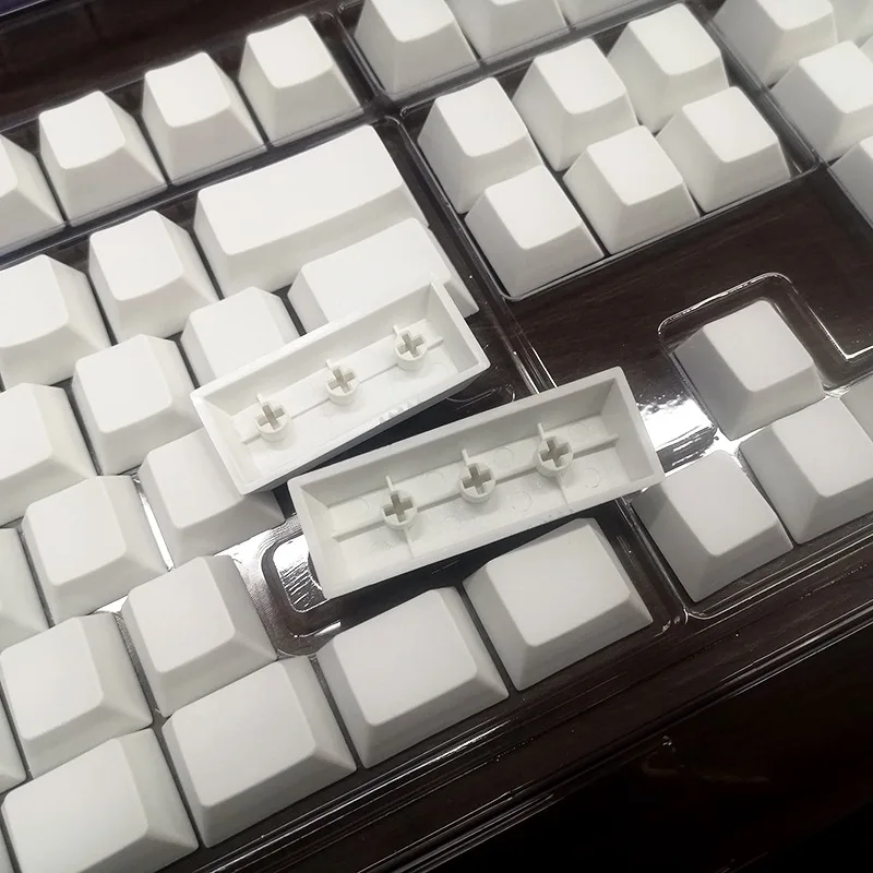 104 Keys Mechanical Keyboard - Replaceable Blank Keycaps