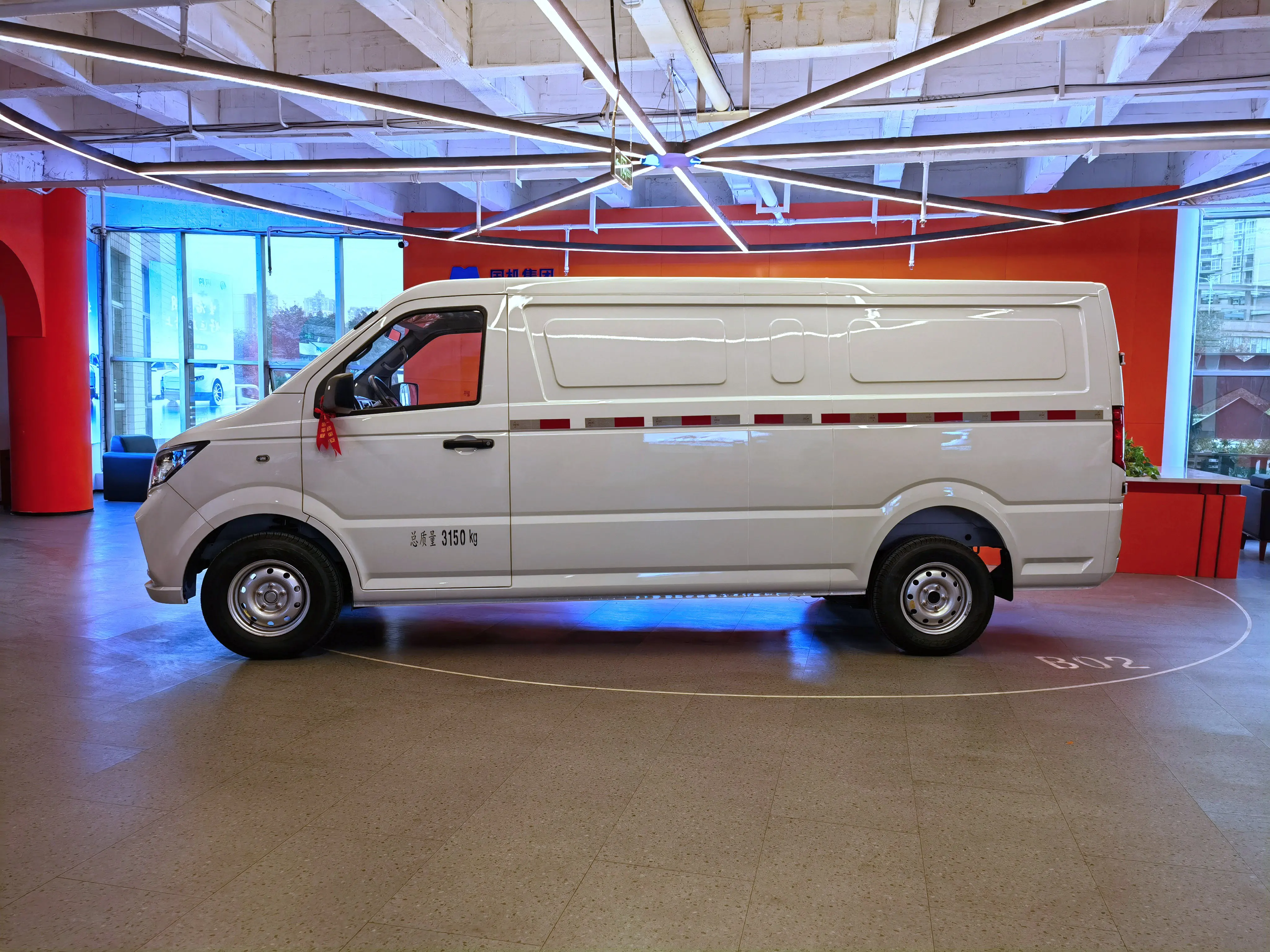 KAMA Electric Van 2024 - Long Battery Life & 1.5T Capacity