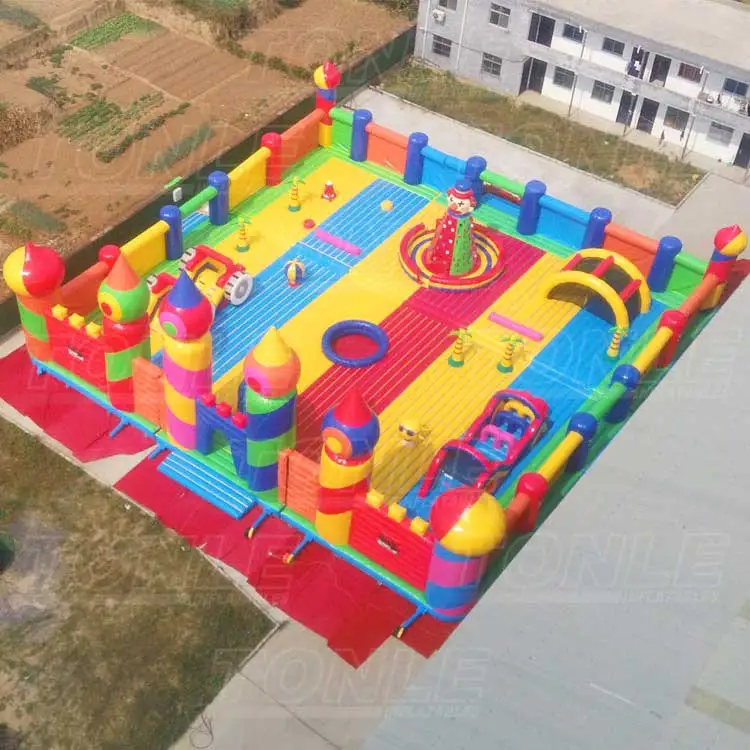 Inflatable Theme Park - Giant Trampoline Fun for All Ages
