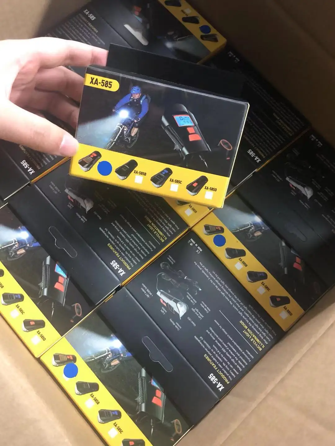 2021 New Super Bright Bicycle Light With Speedometer Waterproof Horn ...