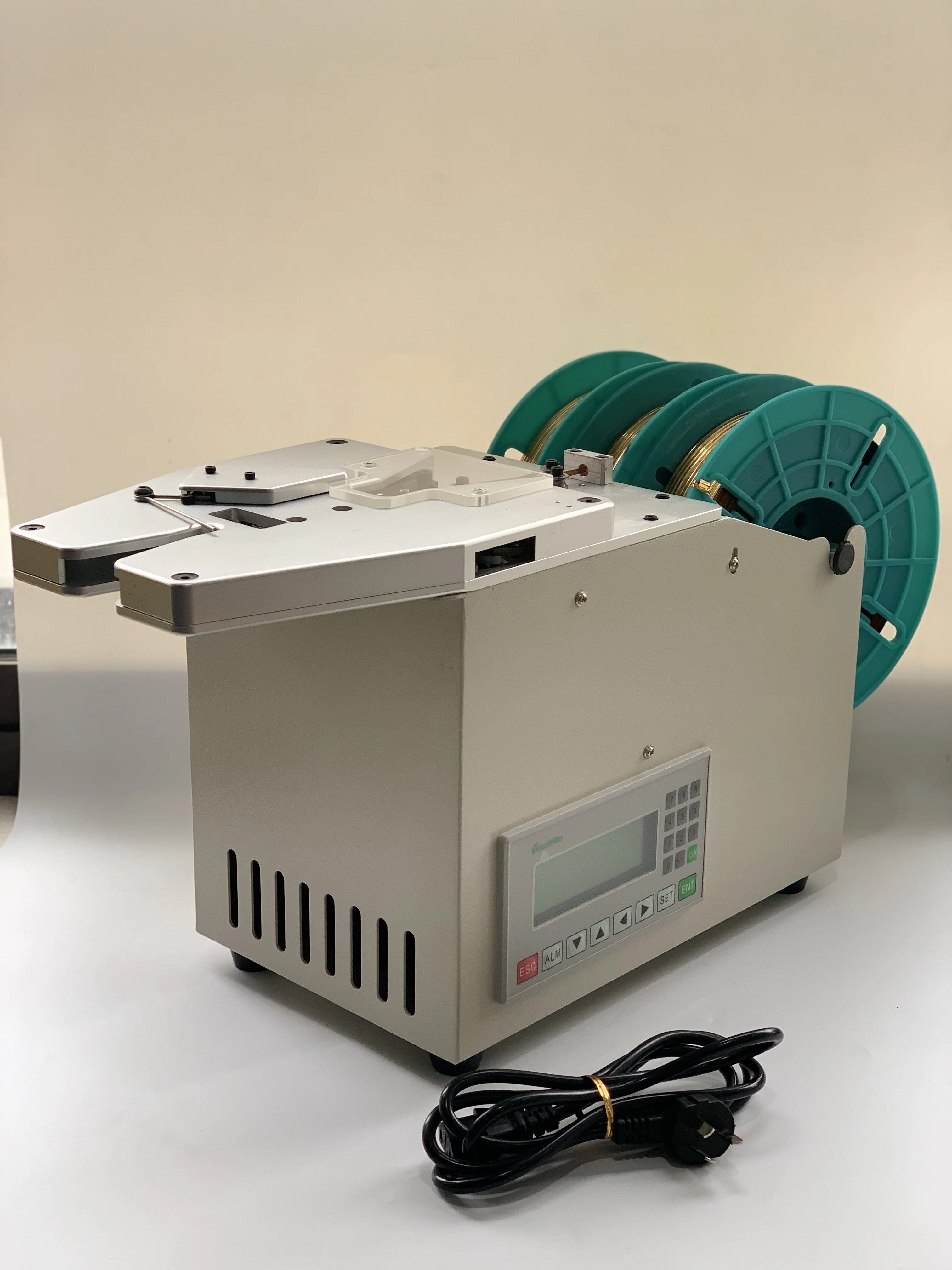 Top Semi-Automatic Twist Tying Machine - PET Roll for Bags