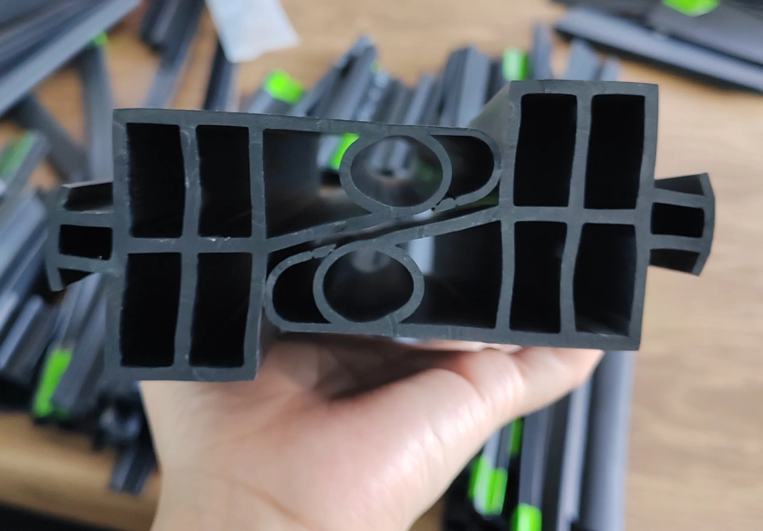 EPDM PVC Warehouse Roller Shutter Garage Door Seal Strips