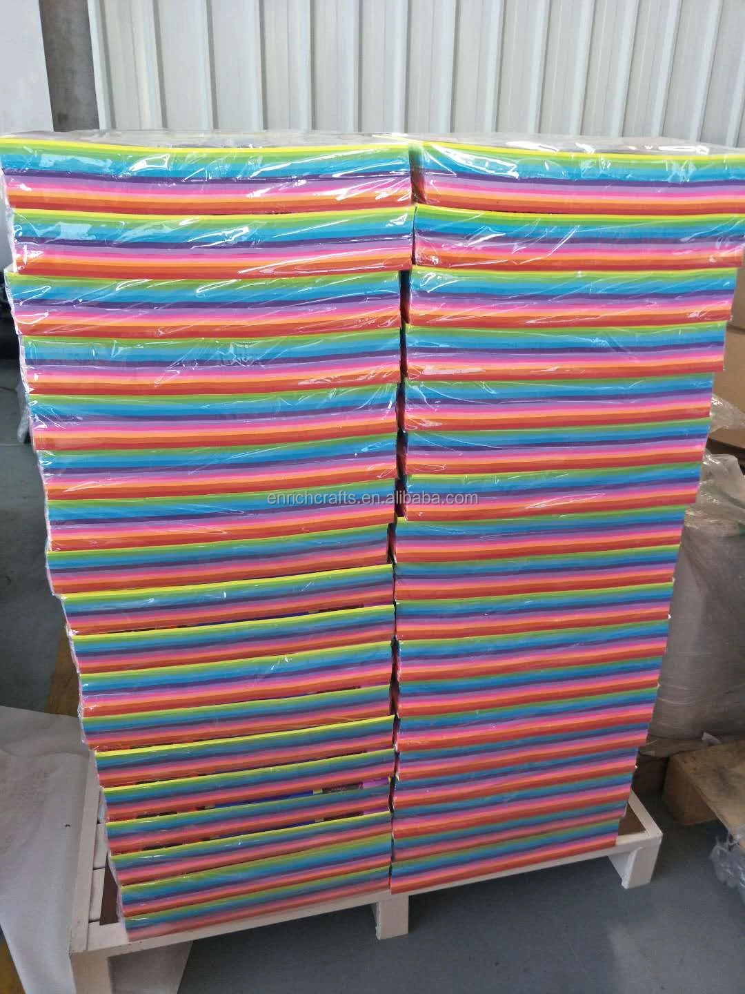 100 Sheets of Assorted Colors Construction Paper for Crafts