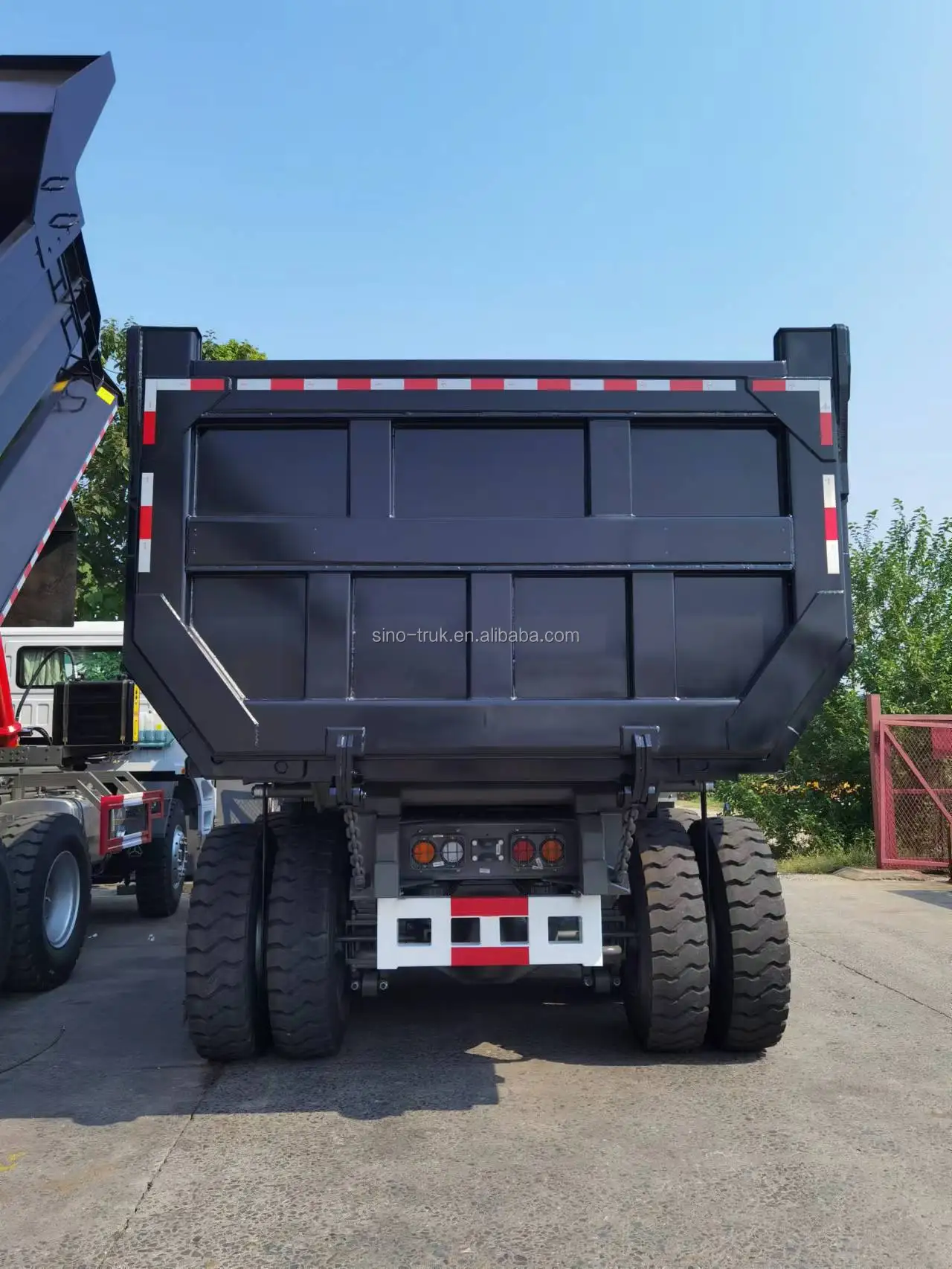 10 Wheeler Underground Mine Tipper Trucks 90t Off Road Tipper - Buy 10 ...