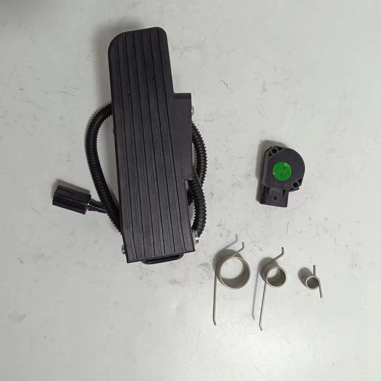 Universal New School Bus Spare Parts - High-Quality Locks