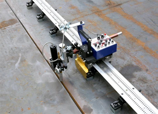 Huawei ROBOT WELDING MACHINE HK-100S - Efficient & Reliable