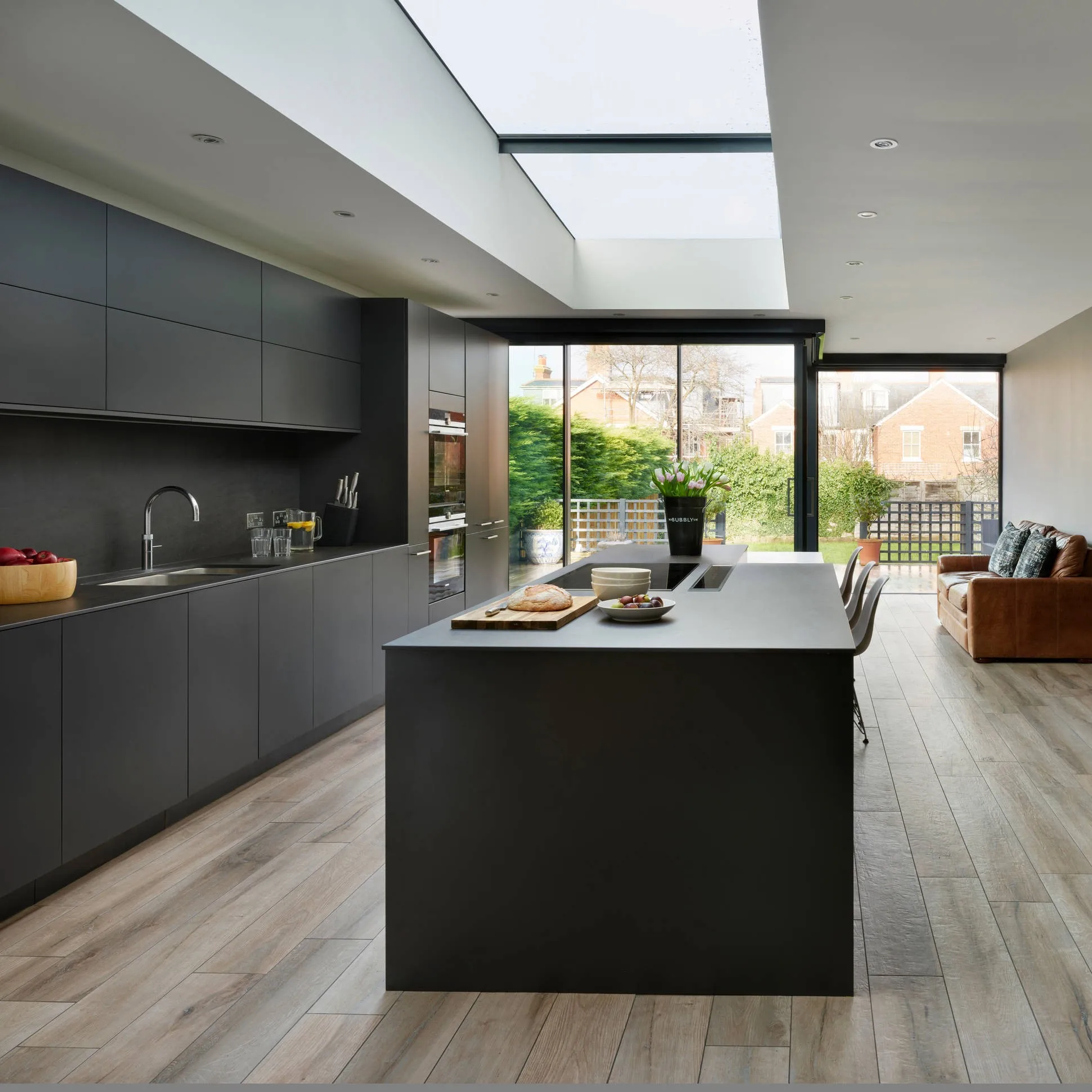 Custom Luxury Matte Black Handleless Modern Kitchen Cabinets