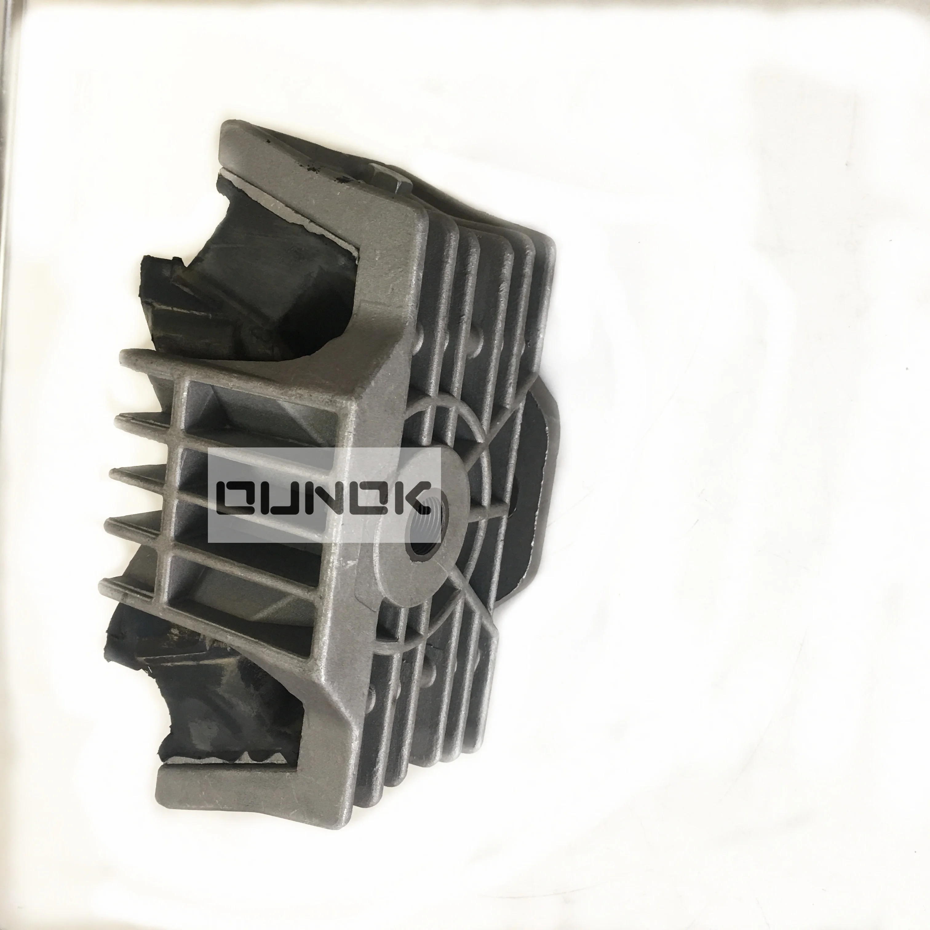 9702400418 Aluminium Engine Mounting for Truck Auto Spare Part