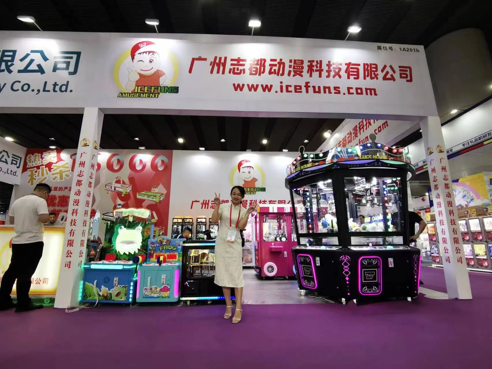 2024 Wholesale Bulk 2 Inch Mini Rubber Ducks For Claw Machine - Buy ...