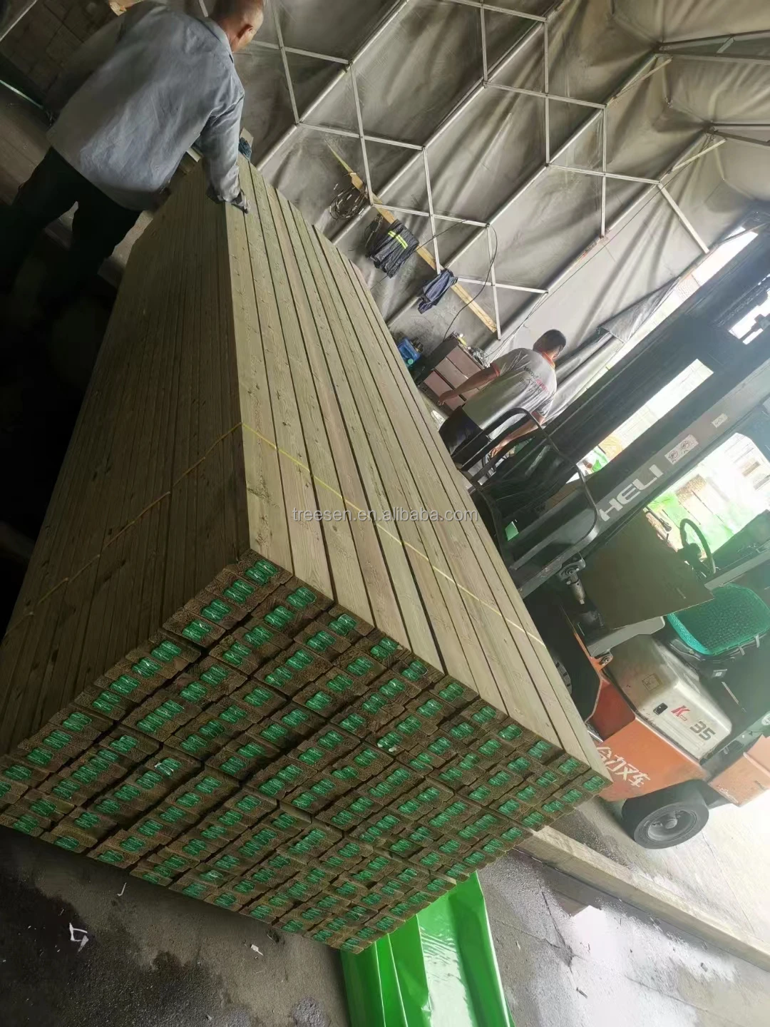 H3 Radiata Framing Red Pine F5 F7 Treated Lumber for Fencing