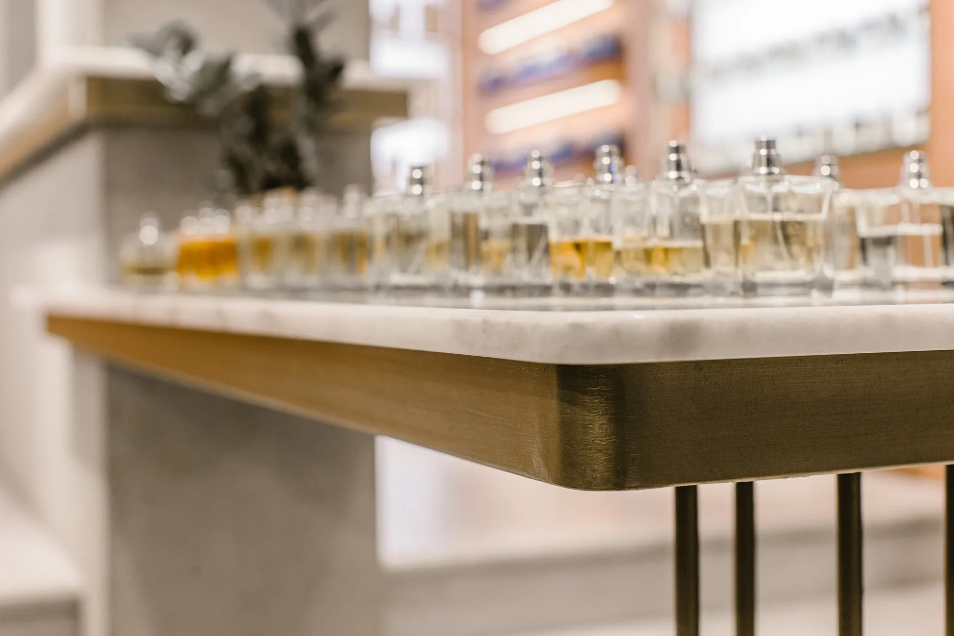 Perfume Display Showcase Design Perfume Kiosk Furniture Perfume Bar ...