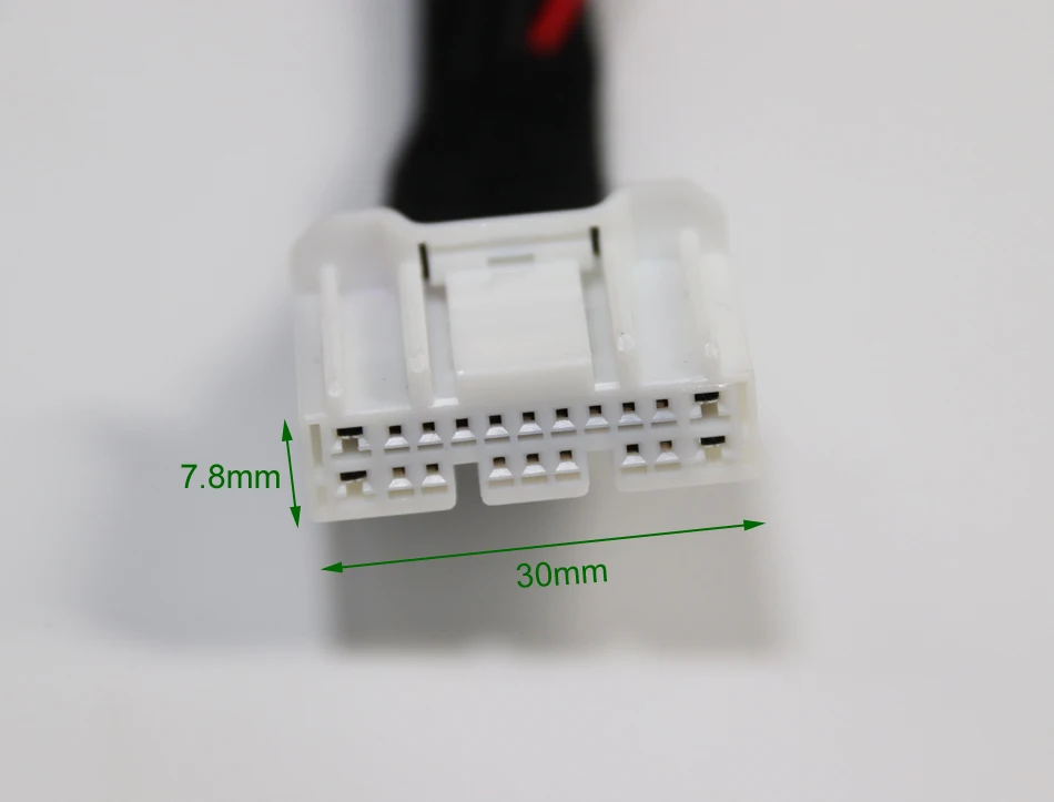 Mazda 3 2017-2021 Car RCA Adapter Cable - 18 Pins Connector