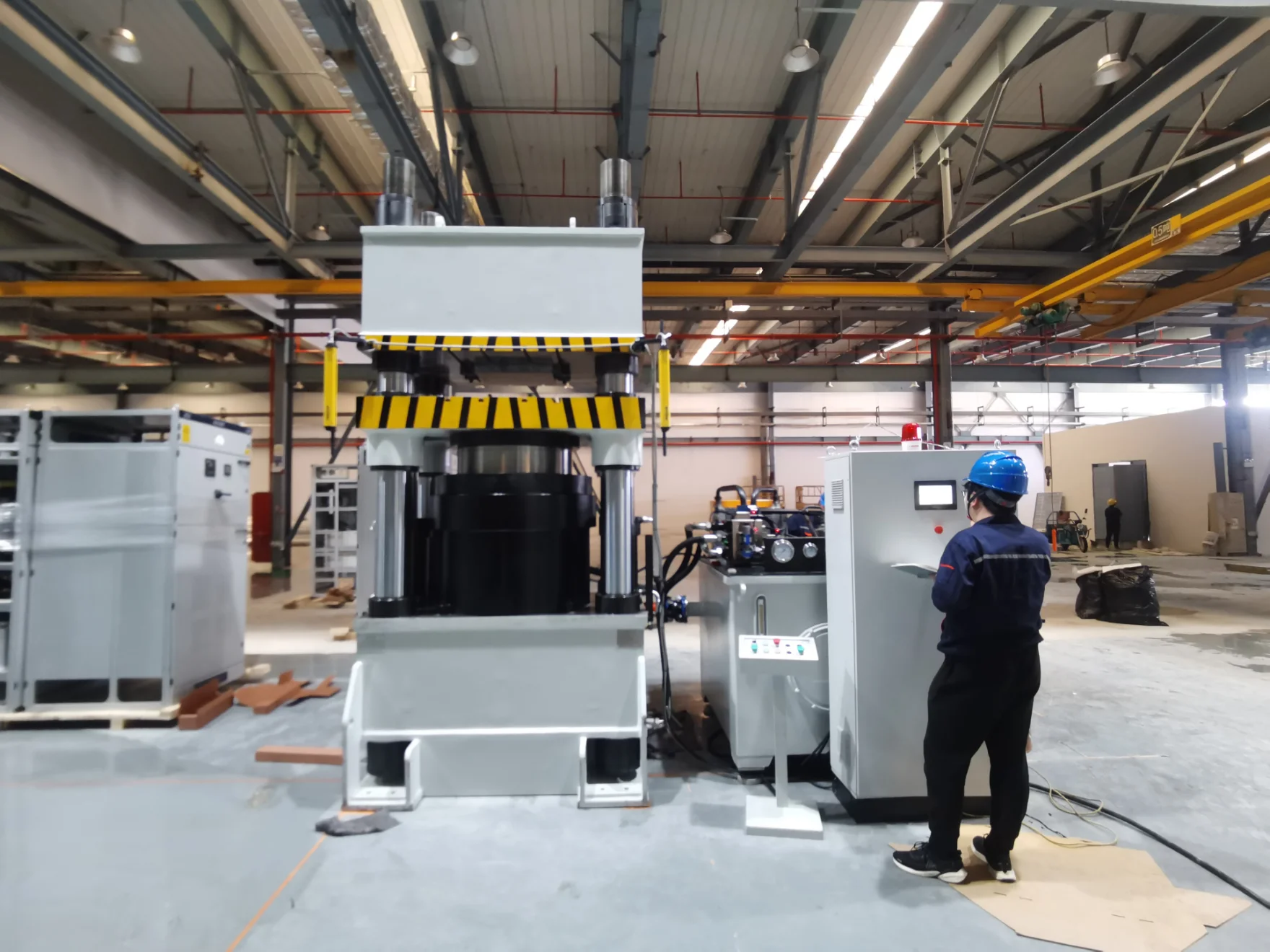 1000 Ton Inverted Hydraulic Press Deep Drawing Hydraulic Press ...