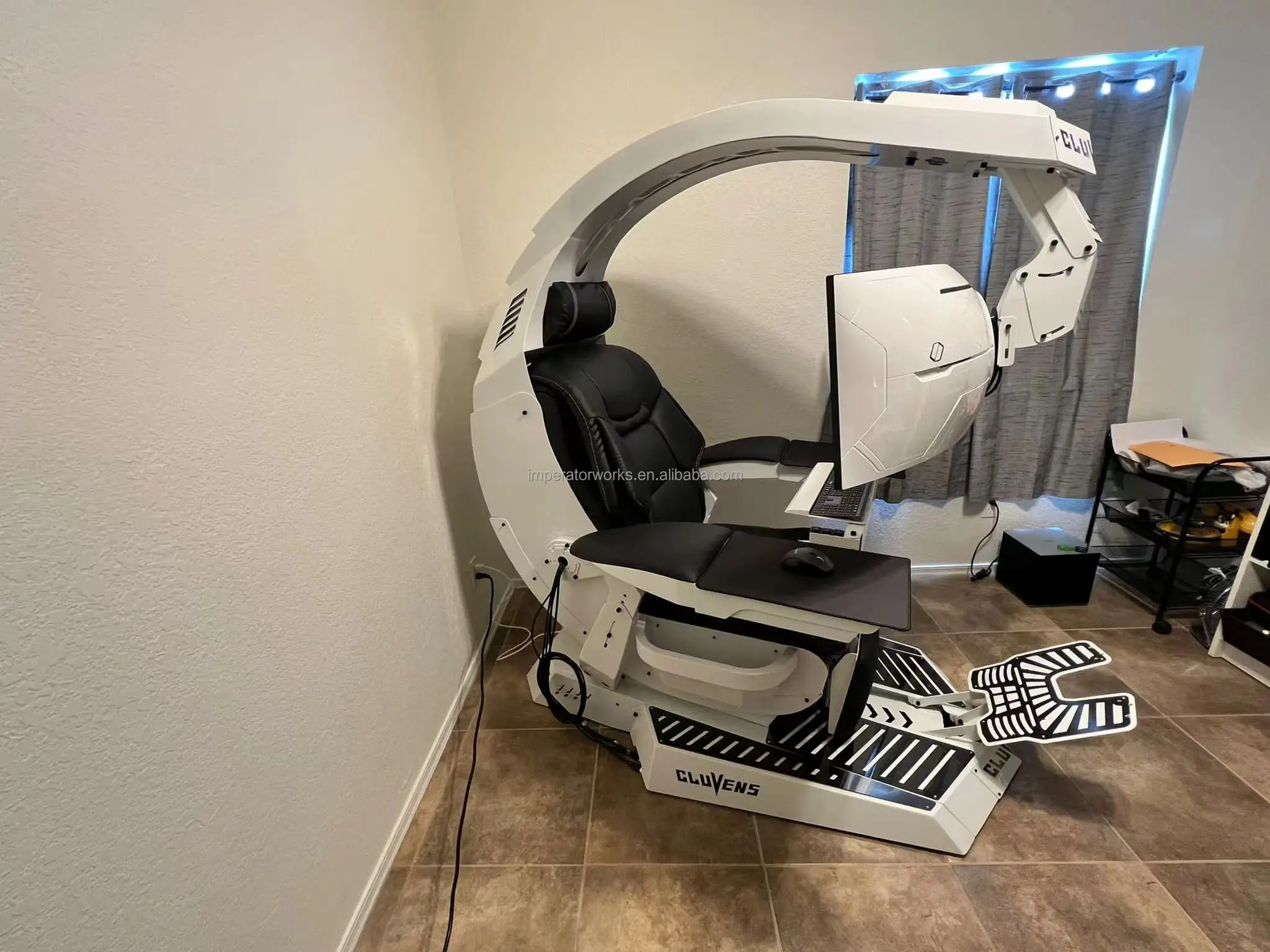 CLUVENS Manticore Home Office Gaming Rig - Ergonomic Comfort