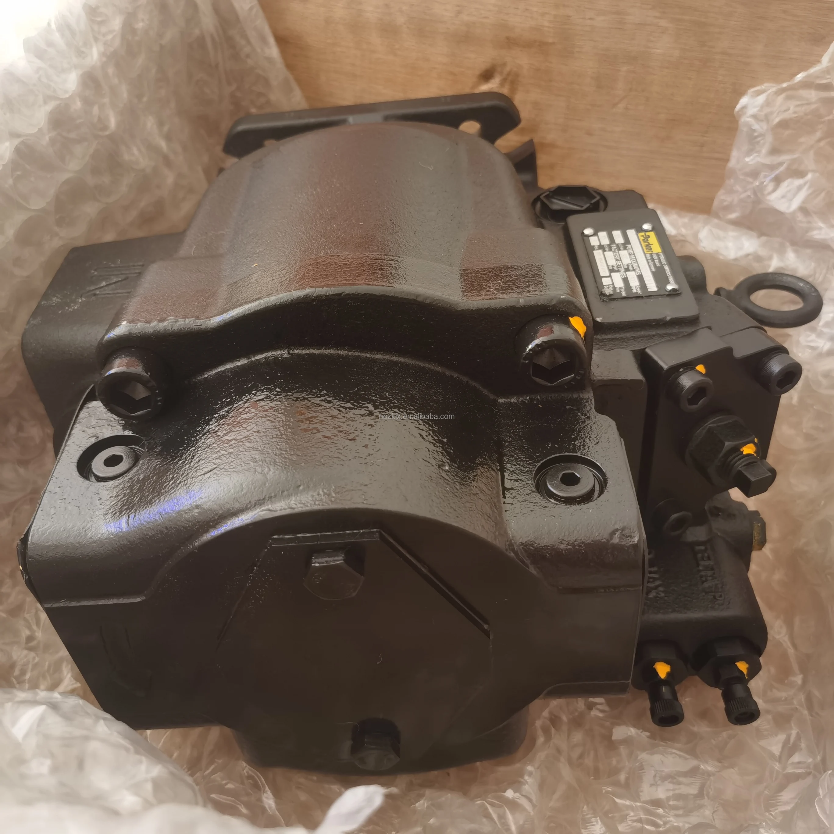 Hydraulic Pump 105cc 6022.037 - Duplex Pump Set B220301000262